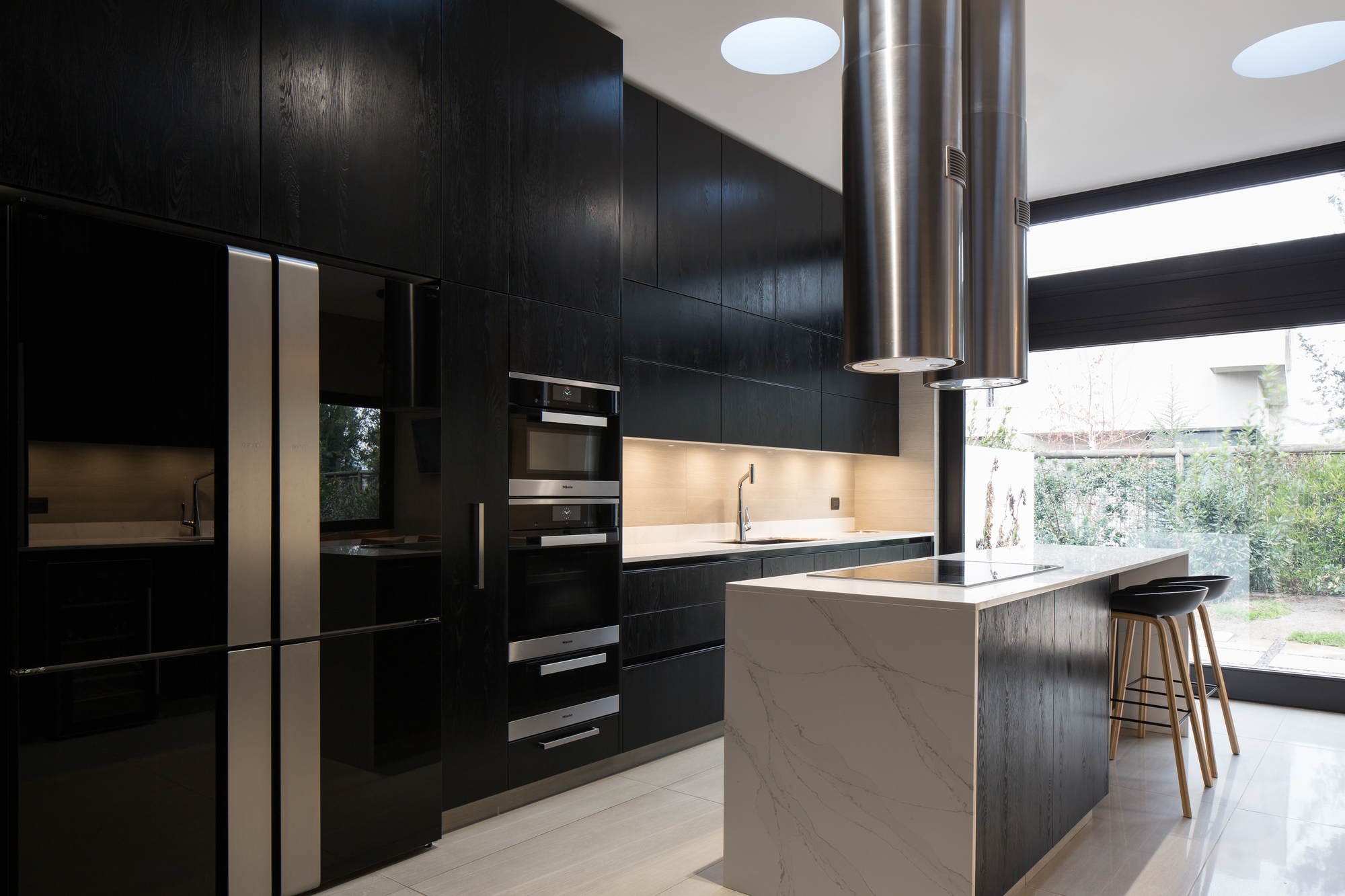 Gallery of Chilean Houses And Their Kitchens In Detail - 9