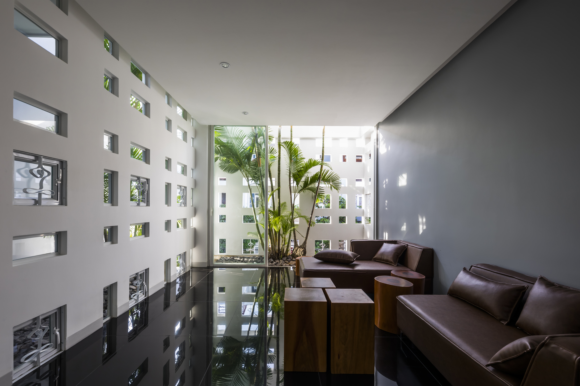 Gallery of Natural breeze & lighting symphony / MW archstudio - 7