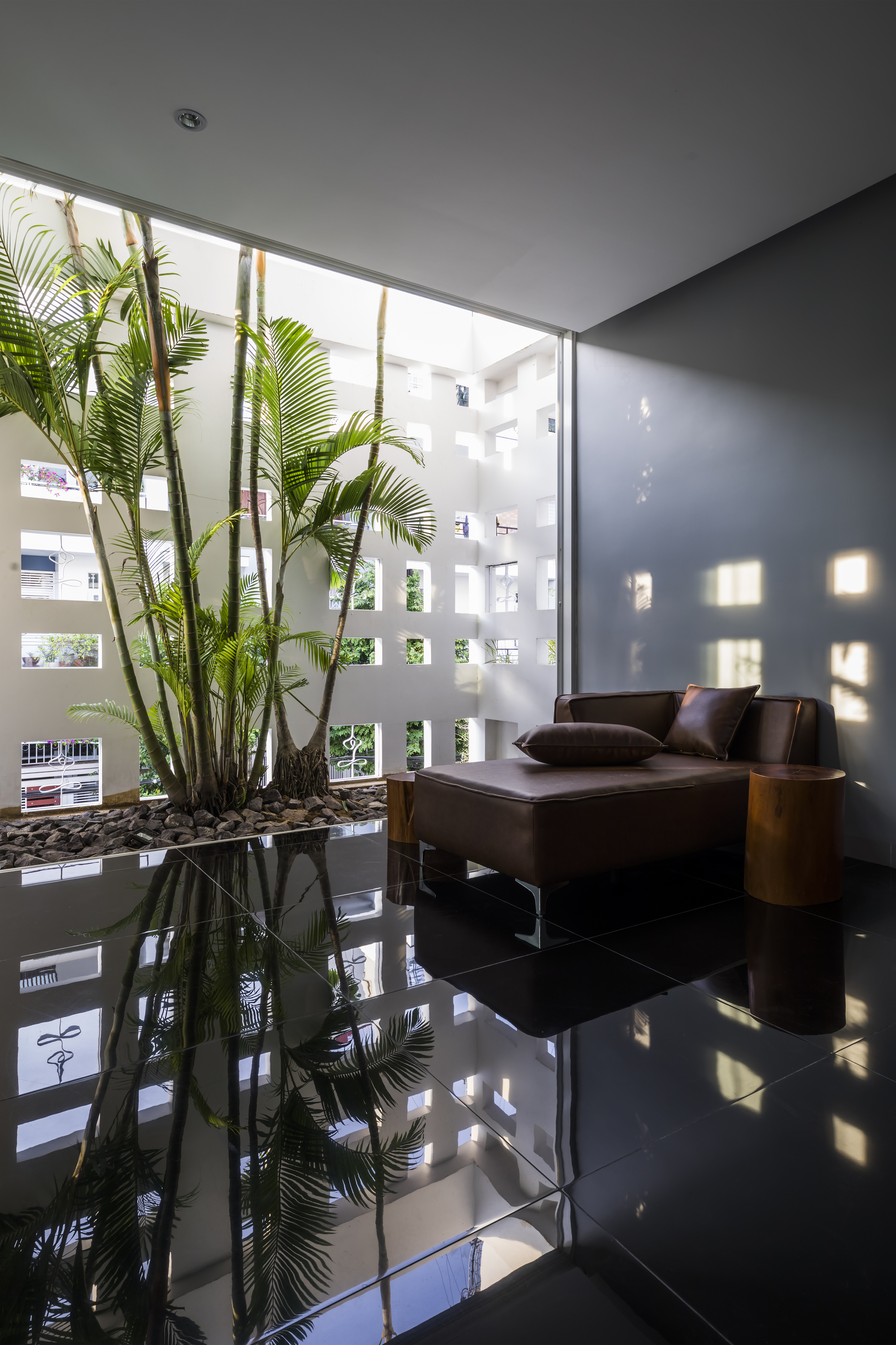 Gallery of Natural breeze & lighting symphony / MW archstudio - 27