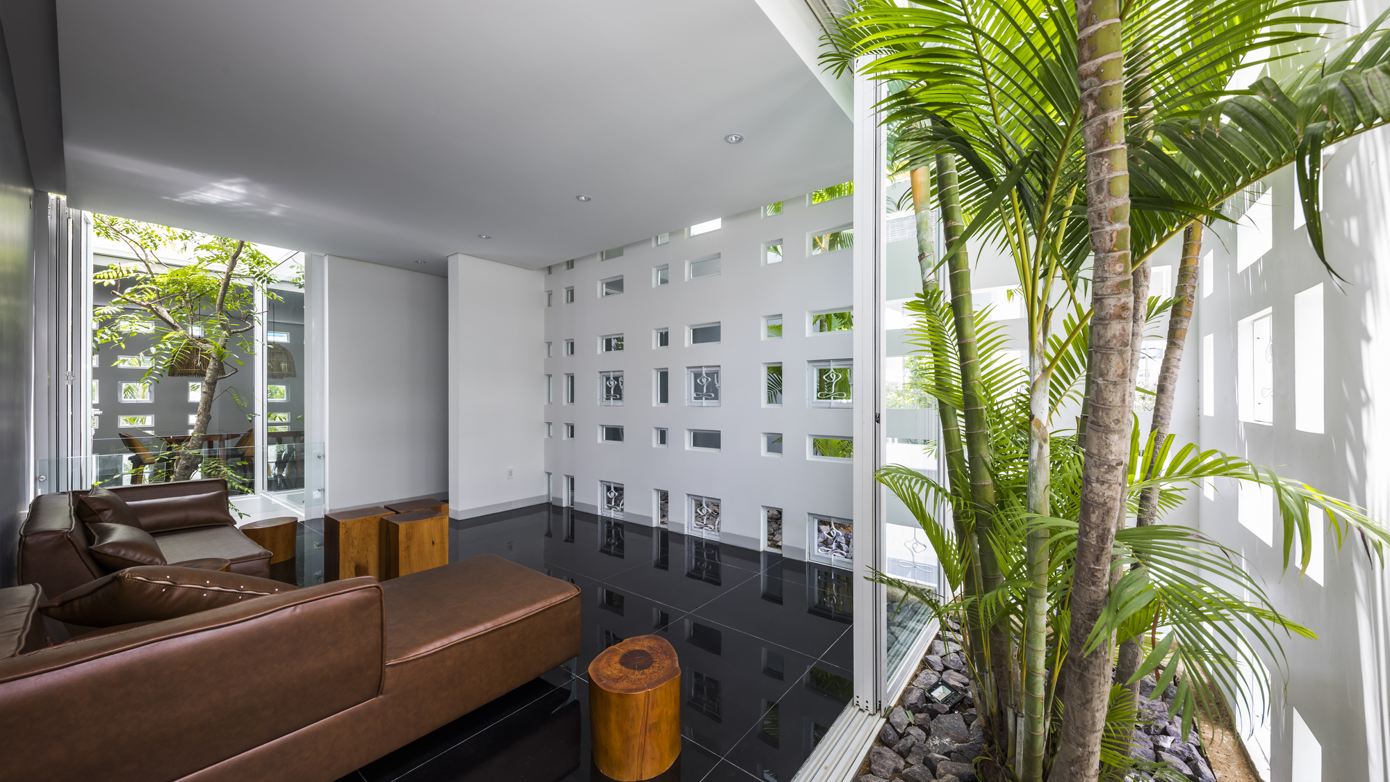 Gallery of Natural breeze & lighting symphony / MW archstudio - 6