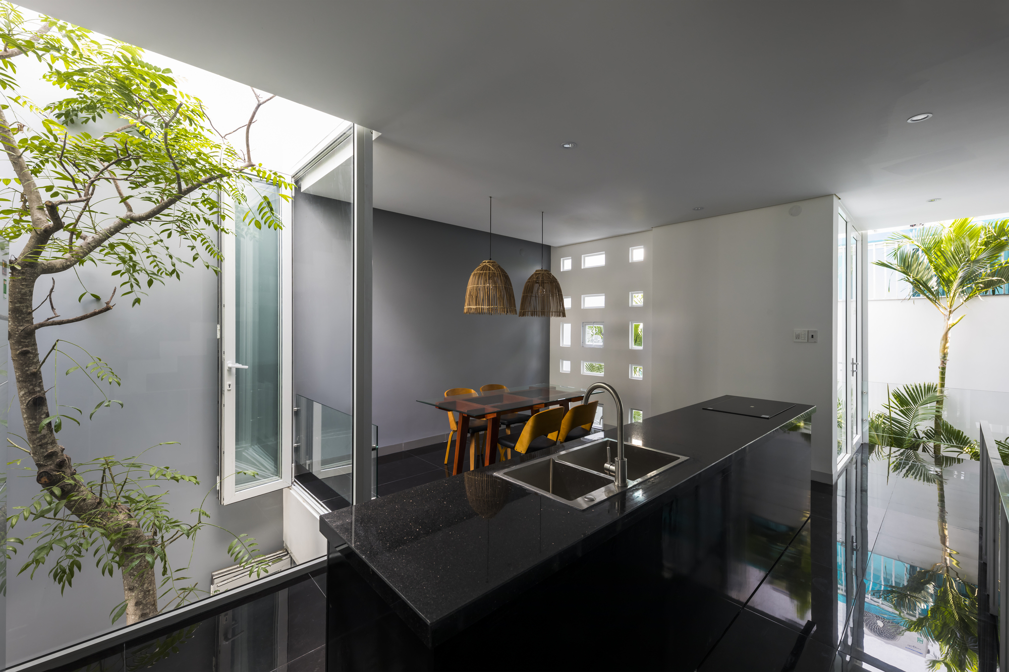 Gallery of Natural breeze & lighting symphony / MW archstudio - 13