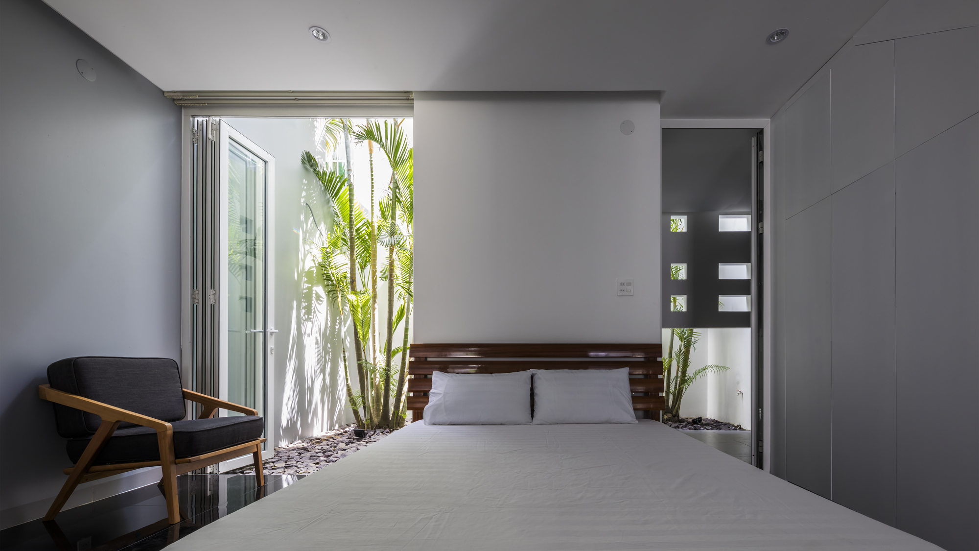 Gallery of Natural breeze & lighting symphony / MW archstudio - 31