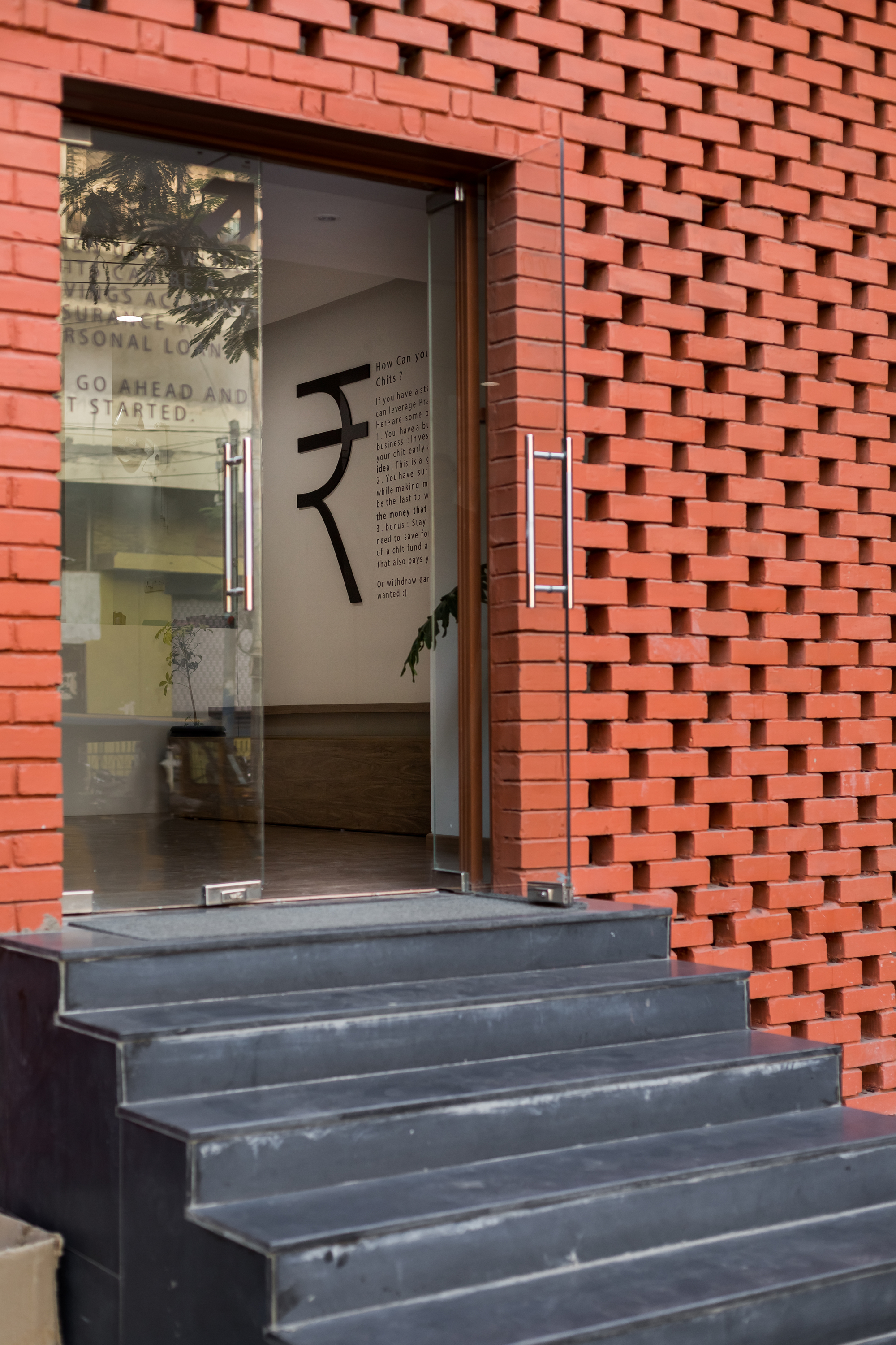 Galería de Oficina de fondos Prajay Chit / Design Experiment - 9