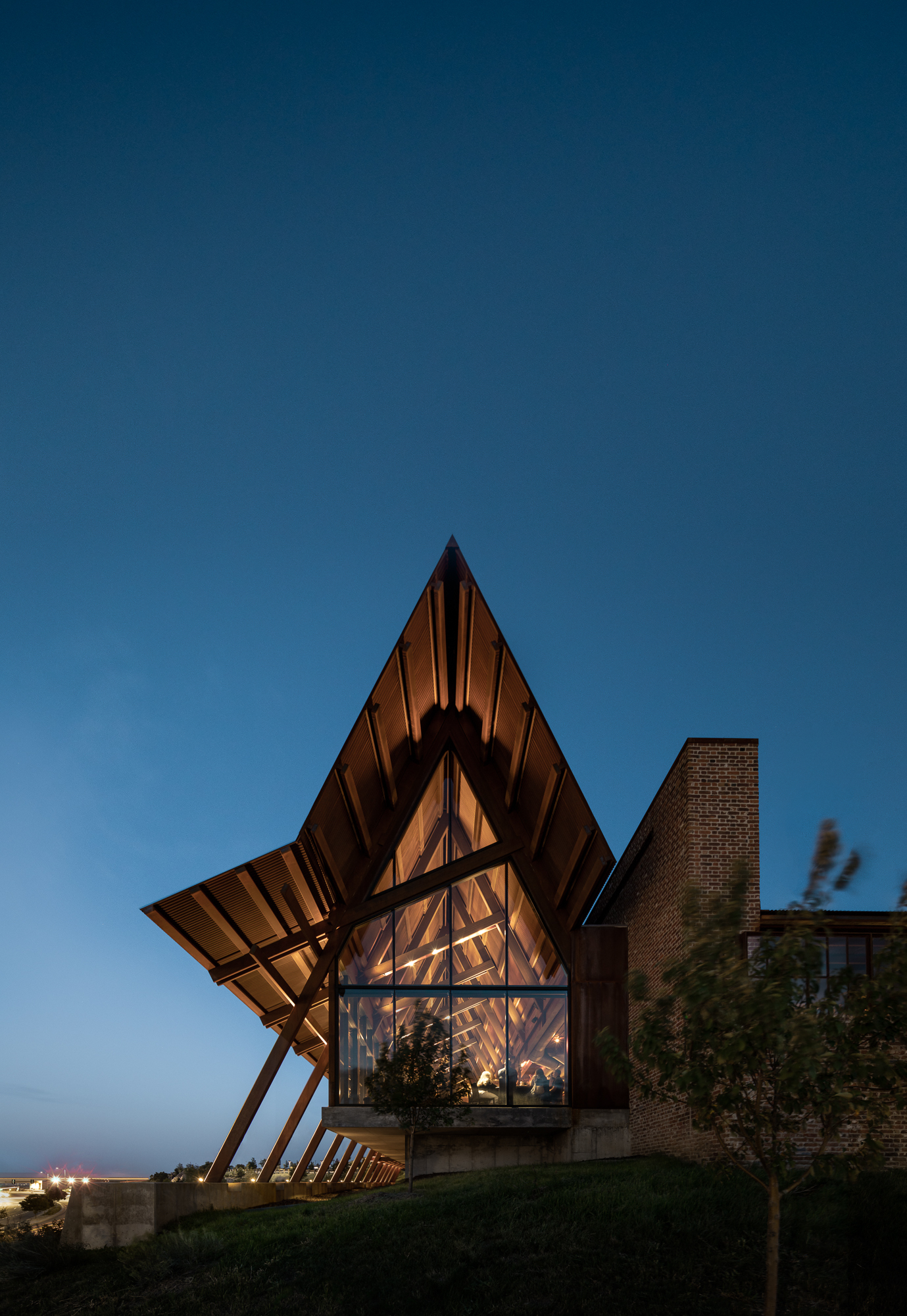 Gallery of Sierra / BOSS.architecture - 15