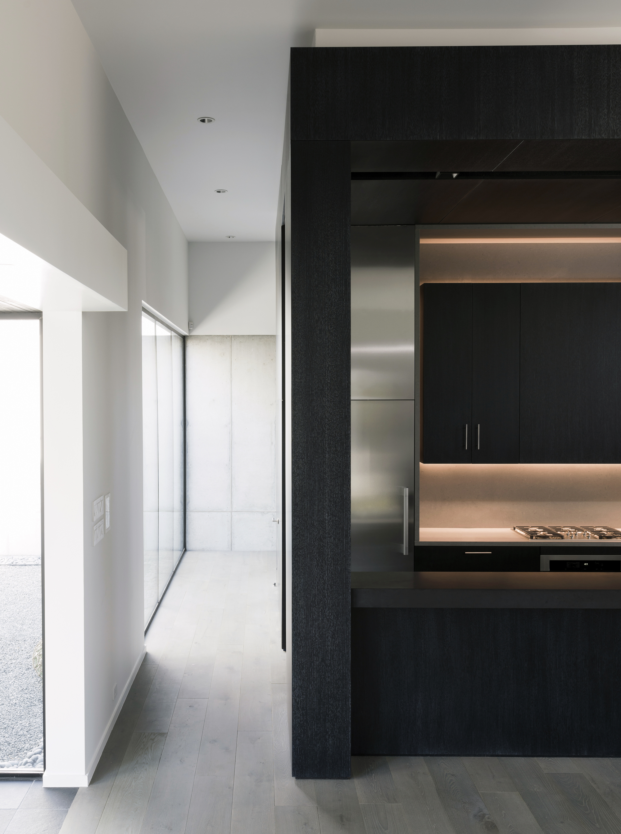 Gallery of 2 Courtyard House / Robertson Design - 8