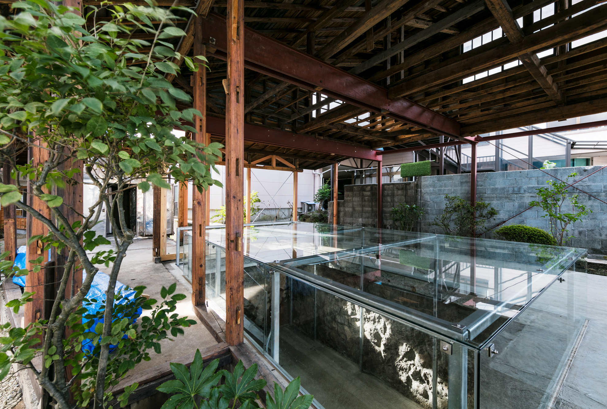 Gallery of House with 6 annexes / Kiyoaki Takeda Architects - 16