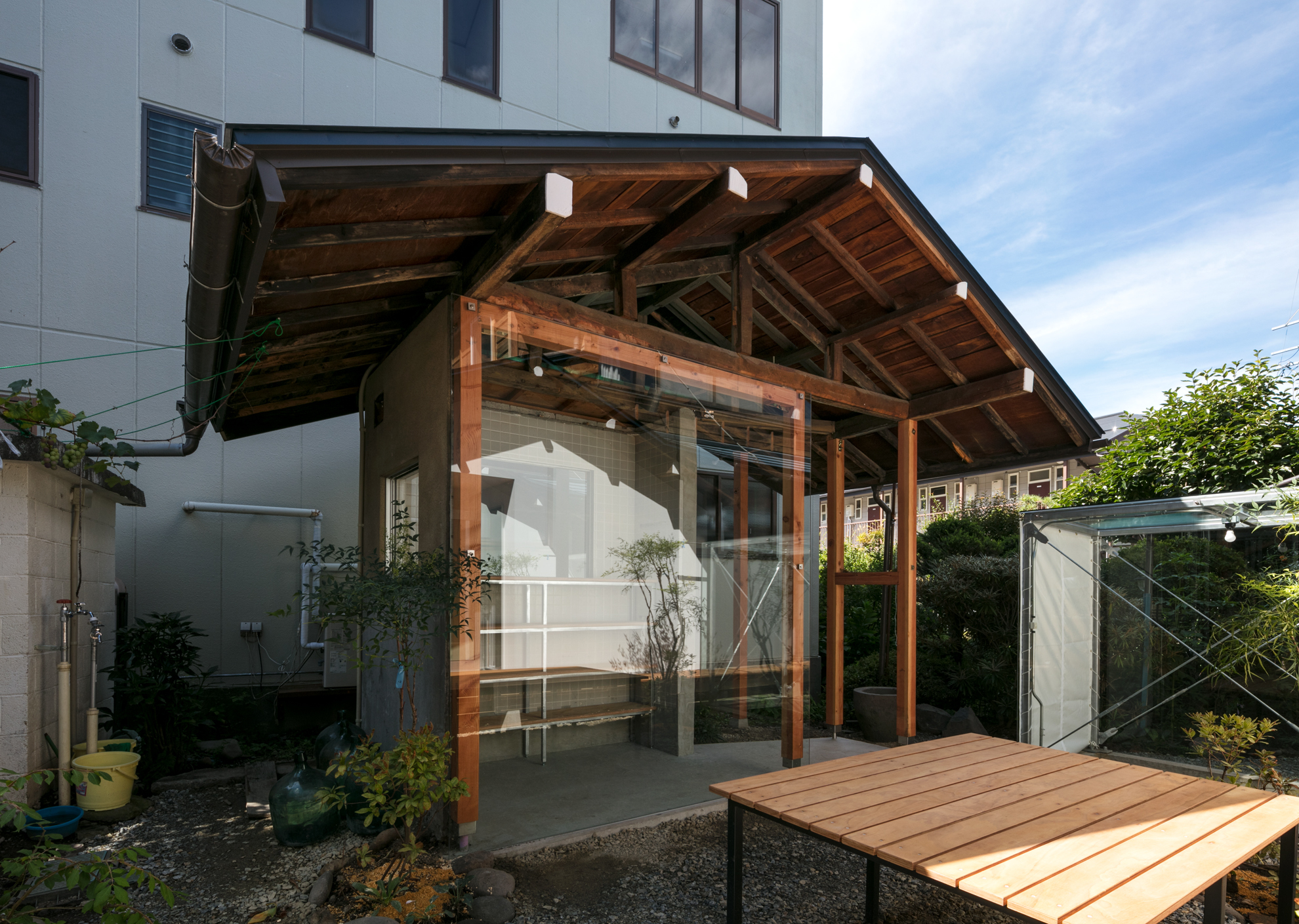 Gallery of House with 6 annexes / Kiyoaki Takeda Architects - 4