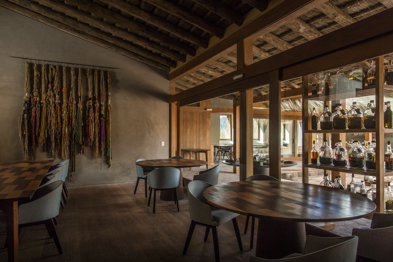 Gallery of Mil Centro Restaurant / Estudio Rafael Freyre - 20