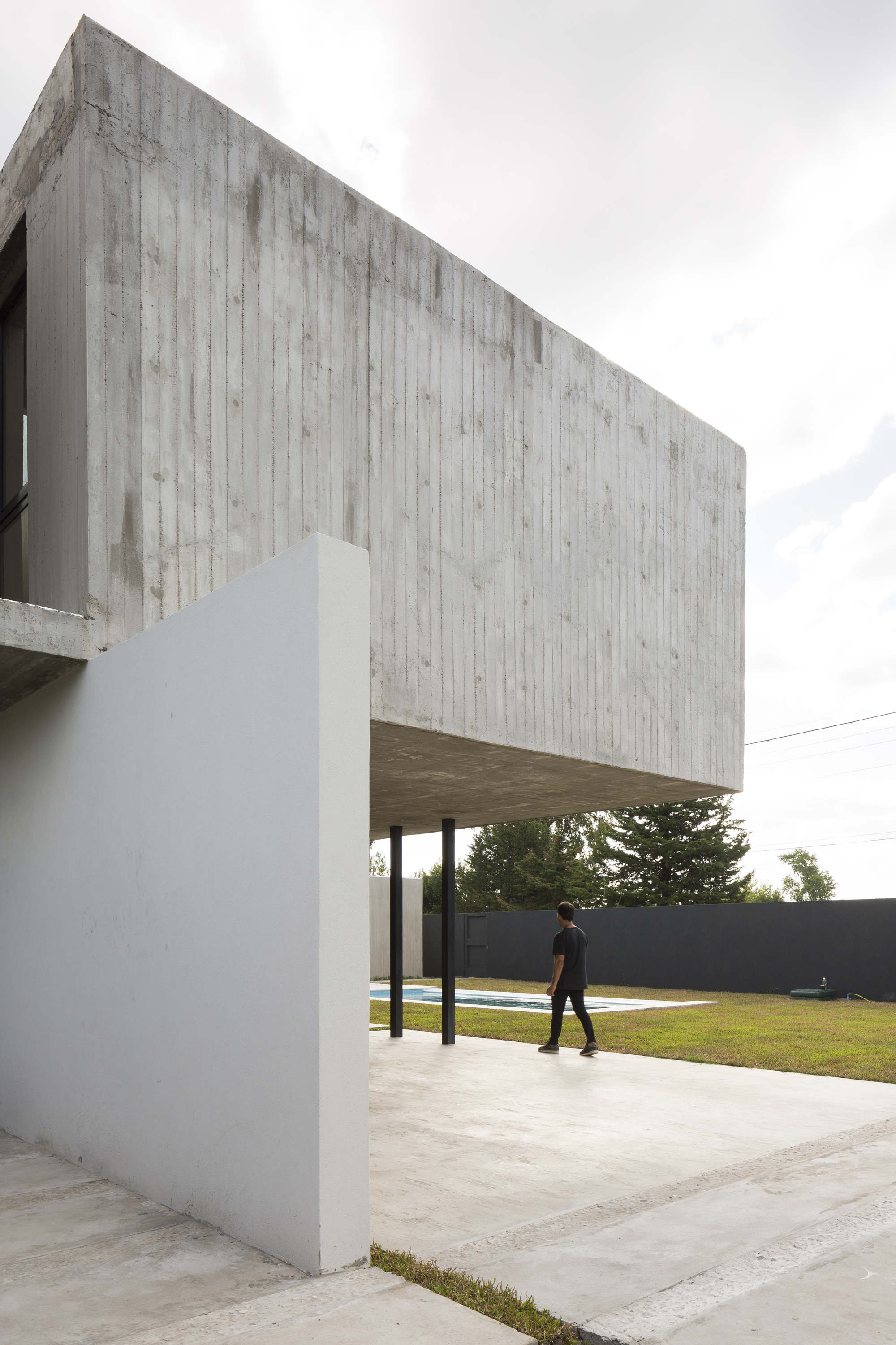 Gallery of REX House / Felipe Gonzalez Arzac Arquitecto - 13