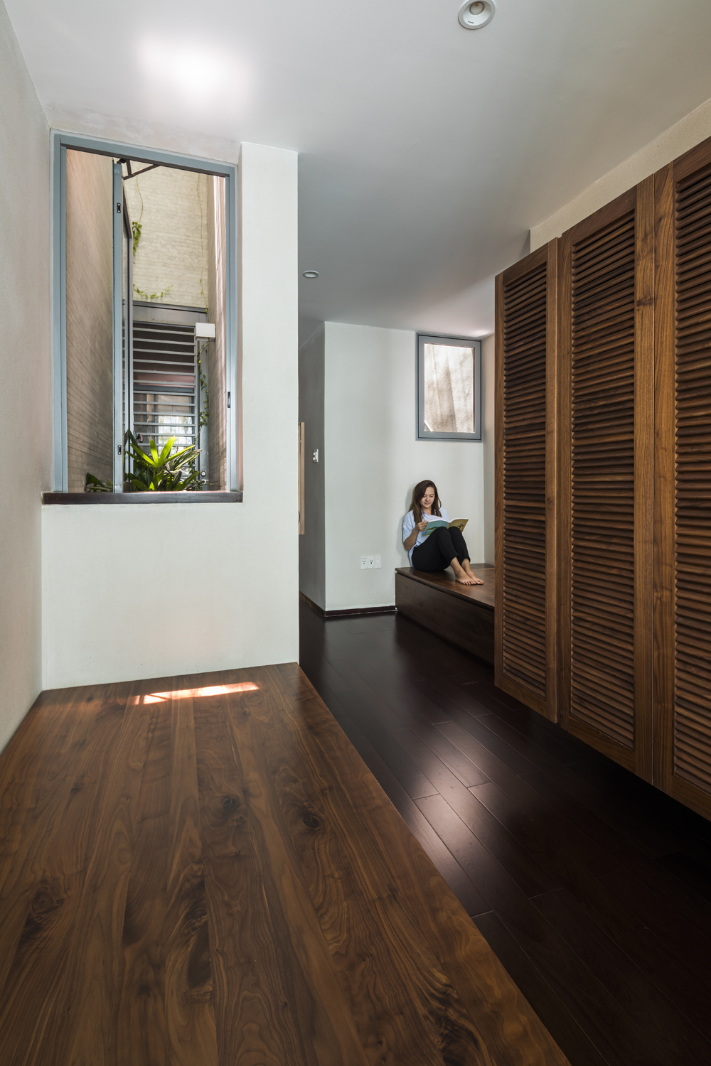 Gallery of Breathing House / VTN Architects - 12