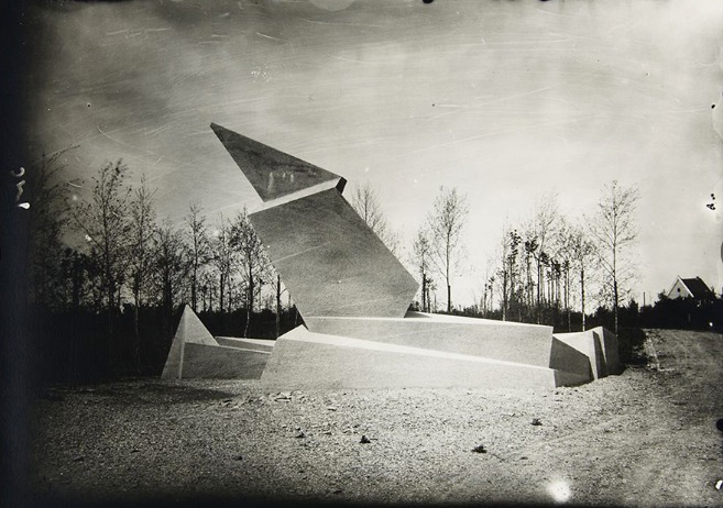 Gallery of The Unfamiliar History of an Expressionist, Crafty Bauhaus - 2