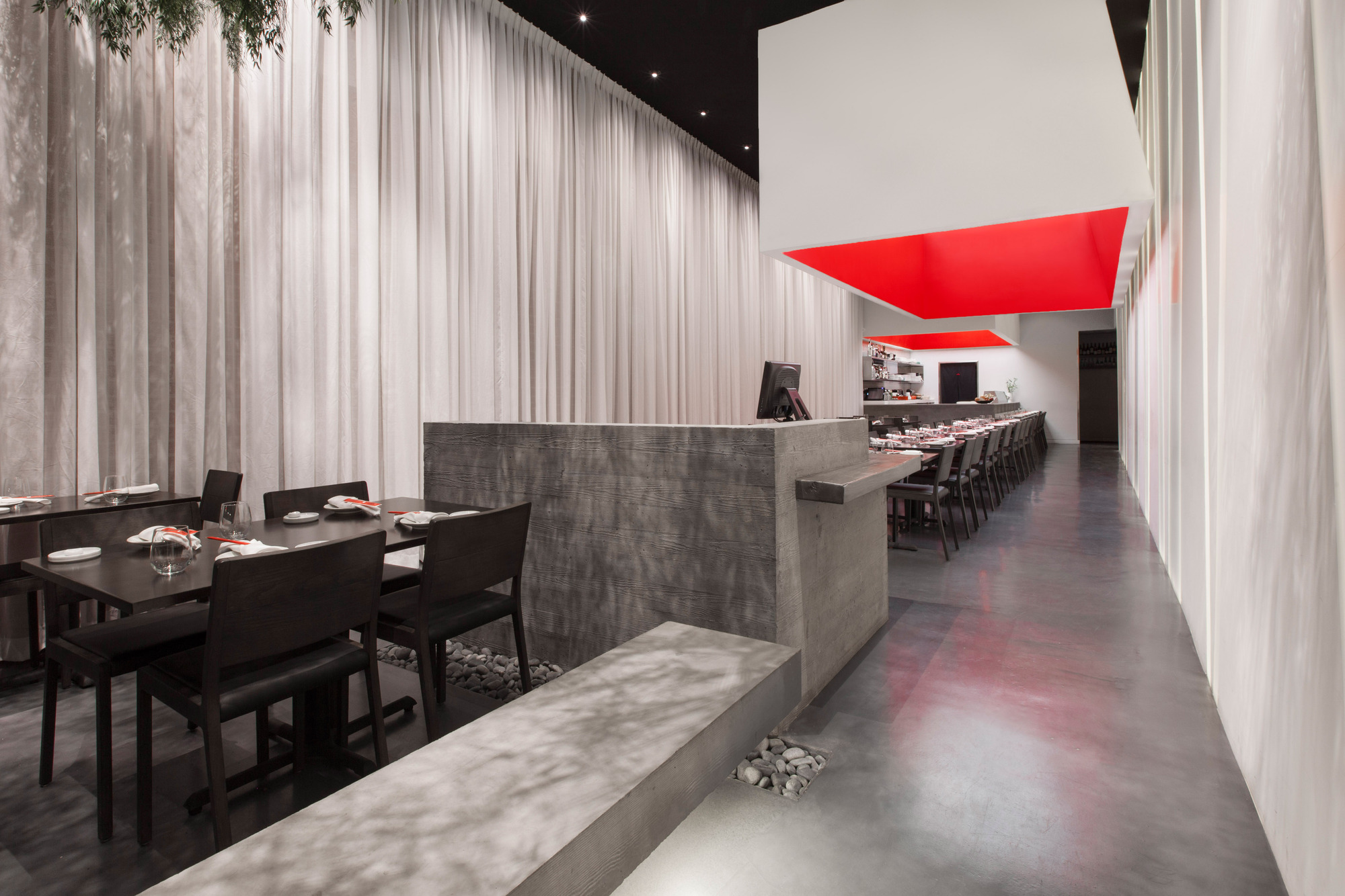 Gallery of Yojisan Sushi / Dan Brunn Architecture - 13