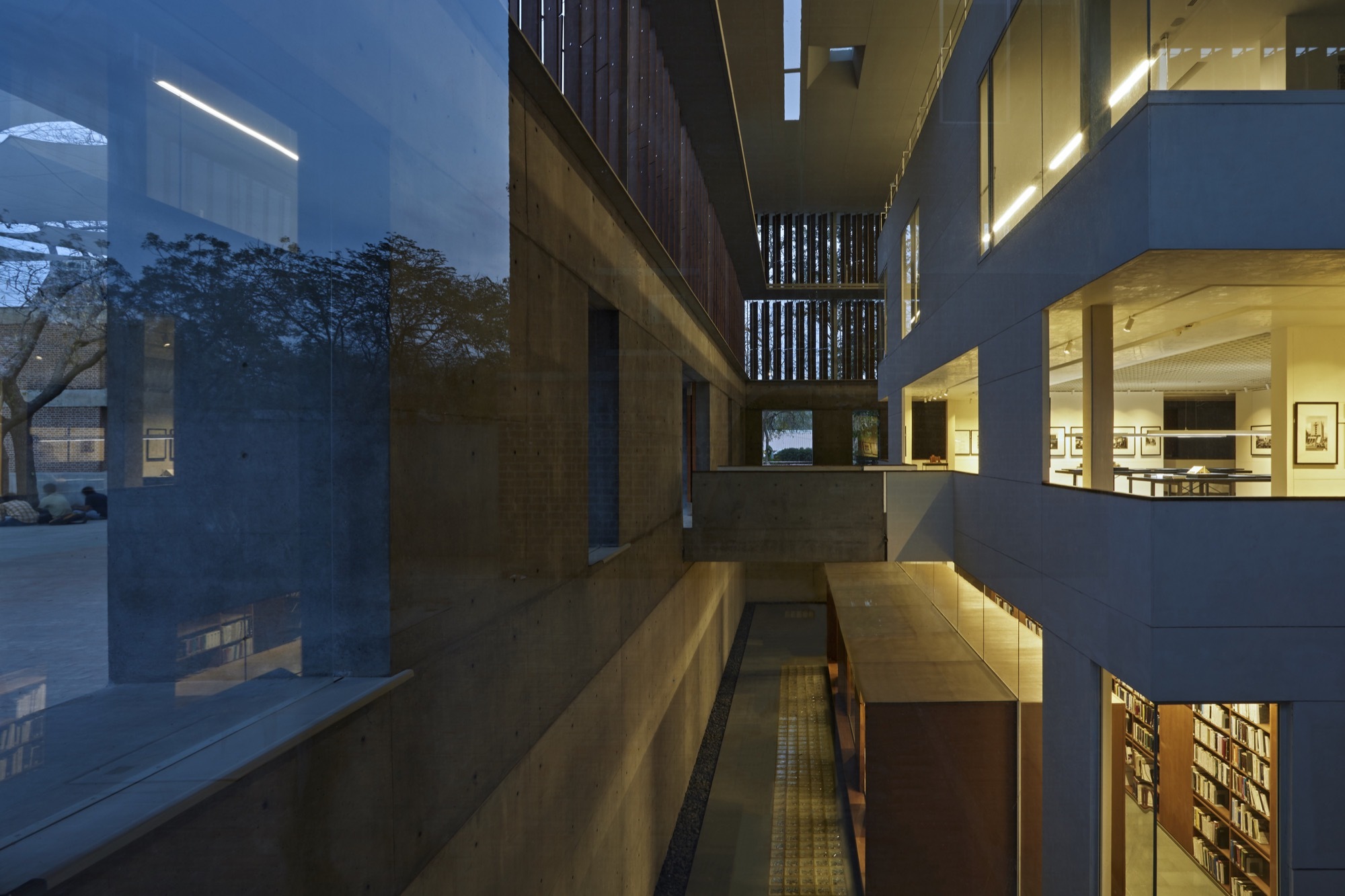 Gallery of Lilavati Lalbhai Library / RMA Architects - 10