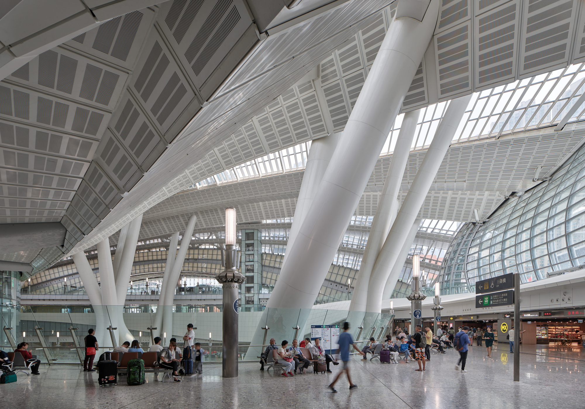 Gallery of Hong Kong West Kowloon Station / Andrew Bromberg at Aedas - 4