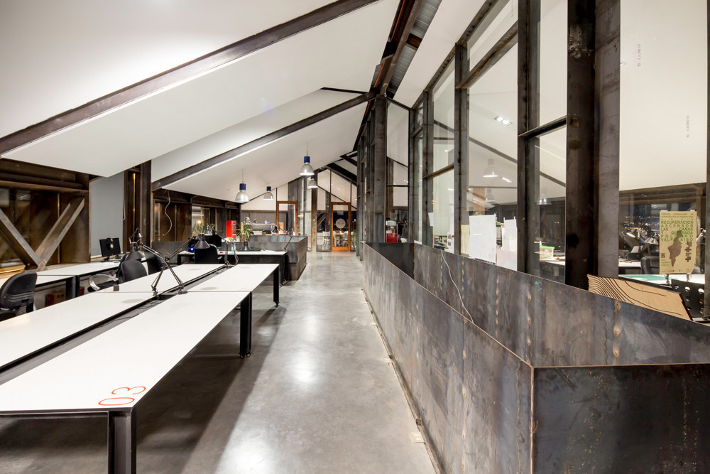 Gallery of Offices and Workplaces: Examples in Plan - 92