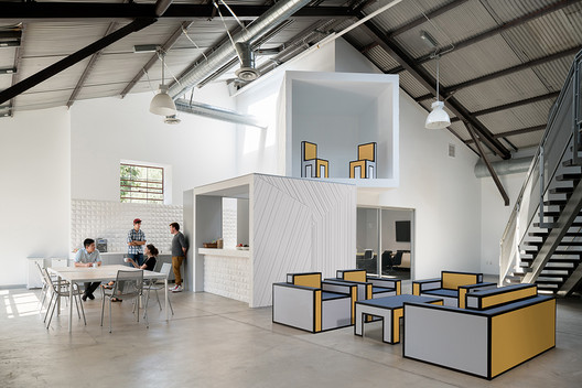 Offices and Workplaces: Examples in Plan | ArchDaily