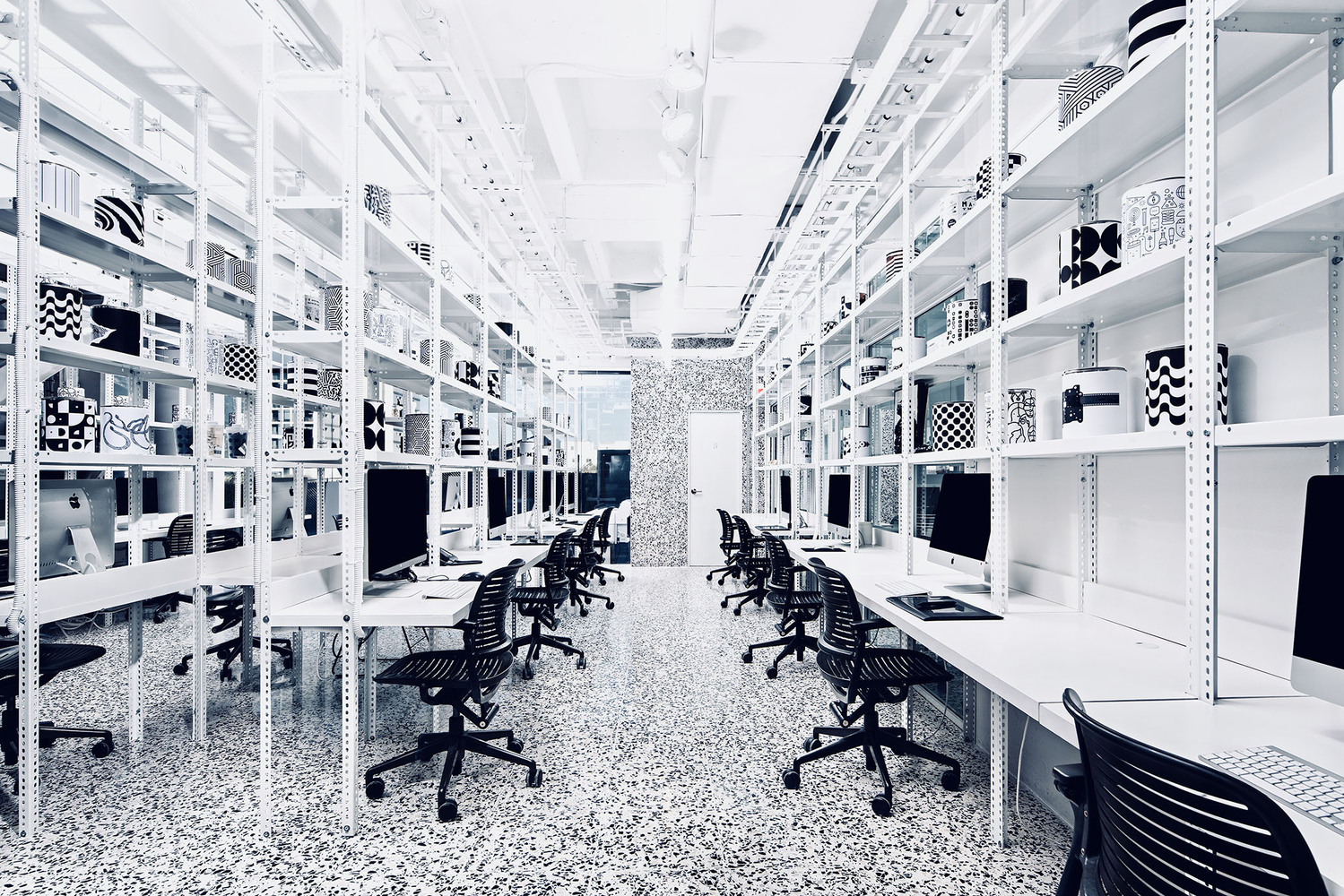 Gallery of Offices and Workplaces: Examples in Plan - 5