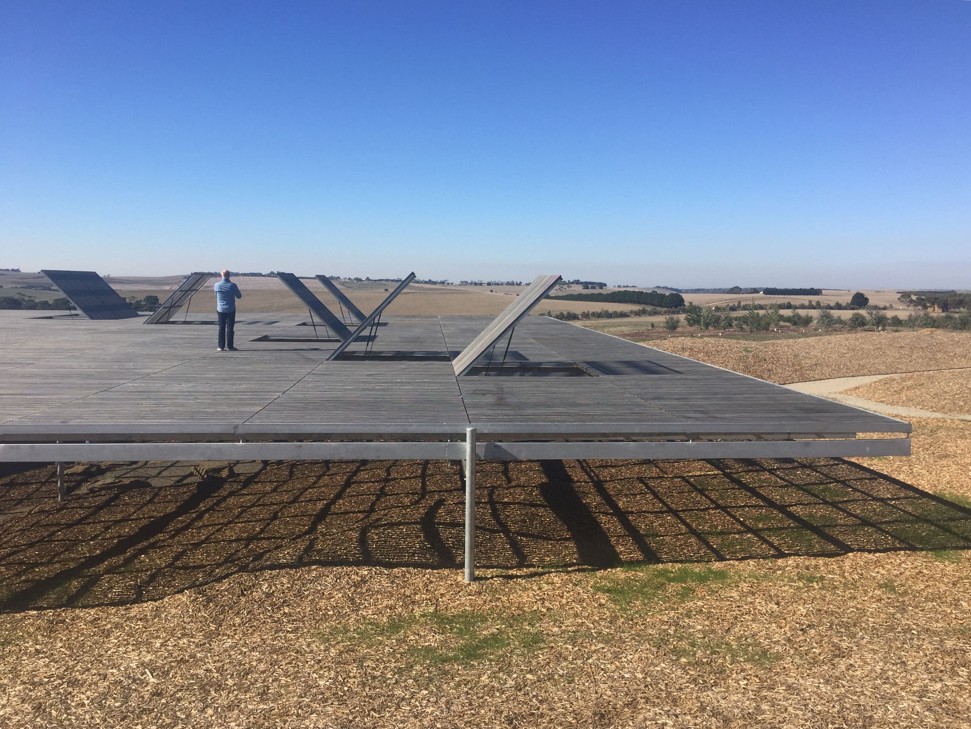 Gallery of House in the Hills / Sean Godsell Architects - 6