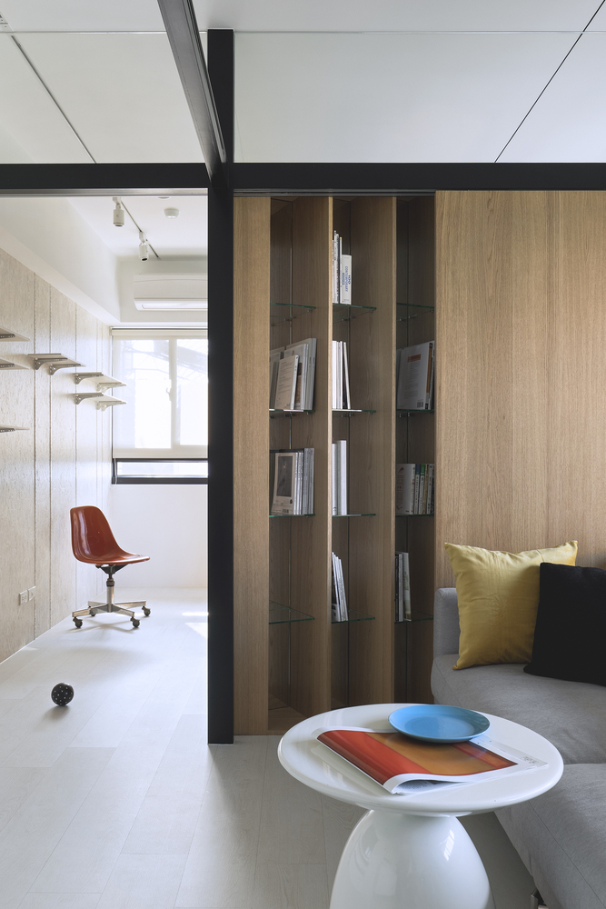 Gallery of Modern Color / Studio In2 - 5