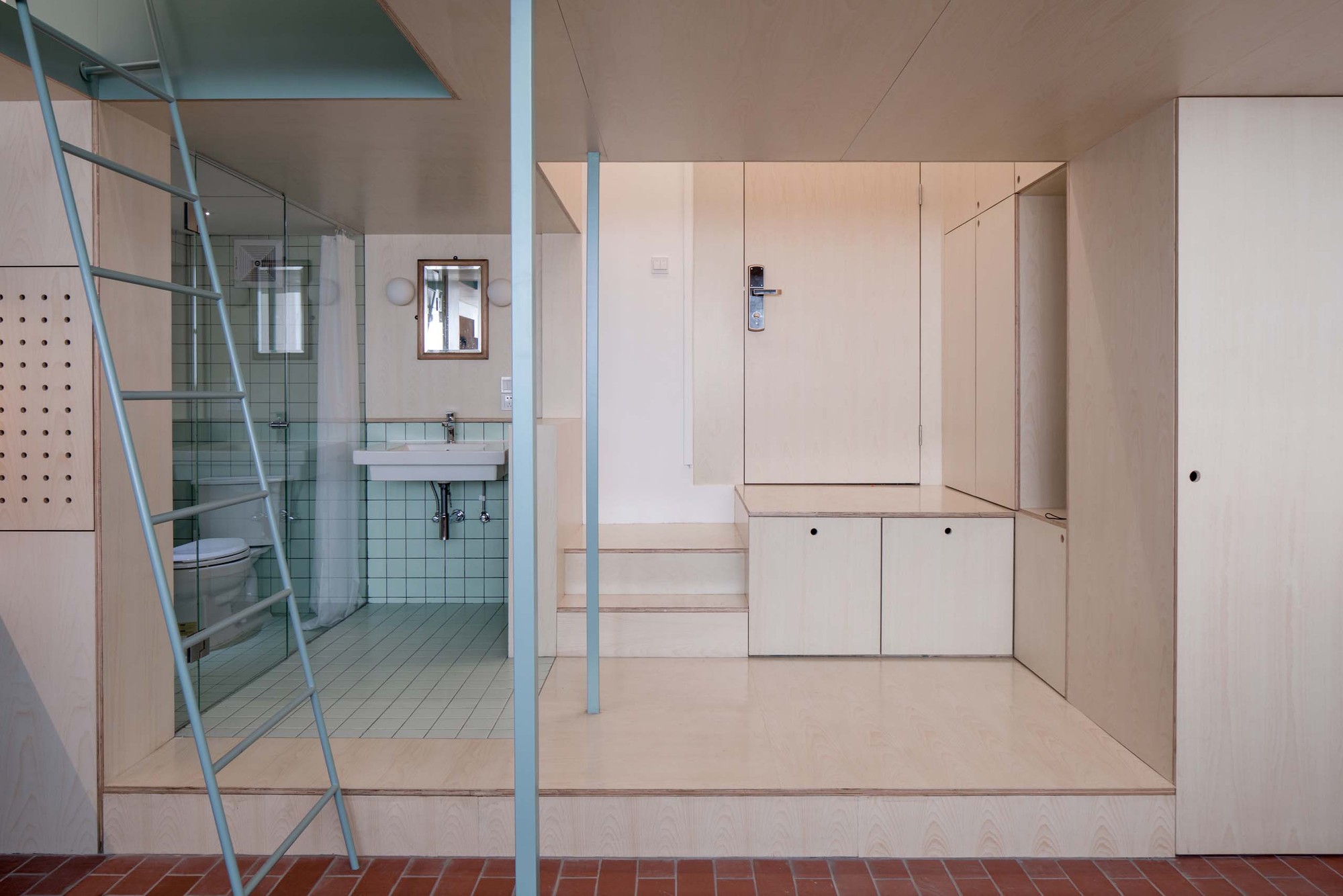 Gallery of U-shape room / Atelier TAO+C - 10