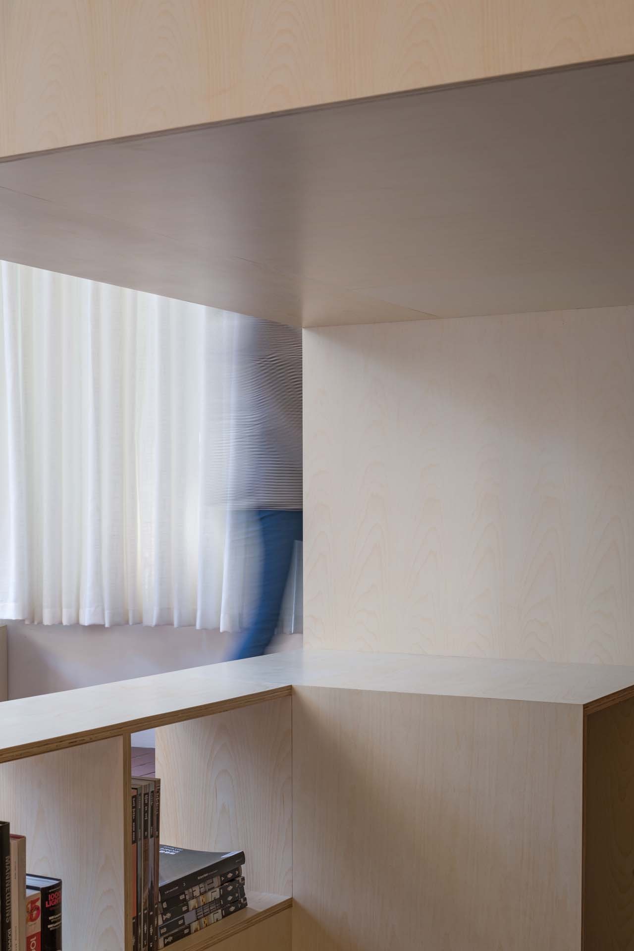 Gallery of U-shape room / Atelier TAO+C - 14