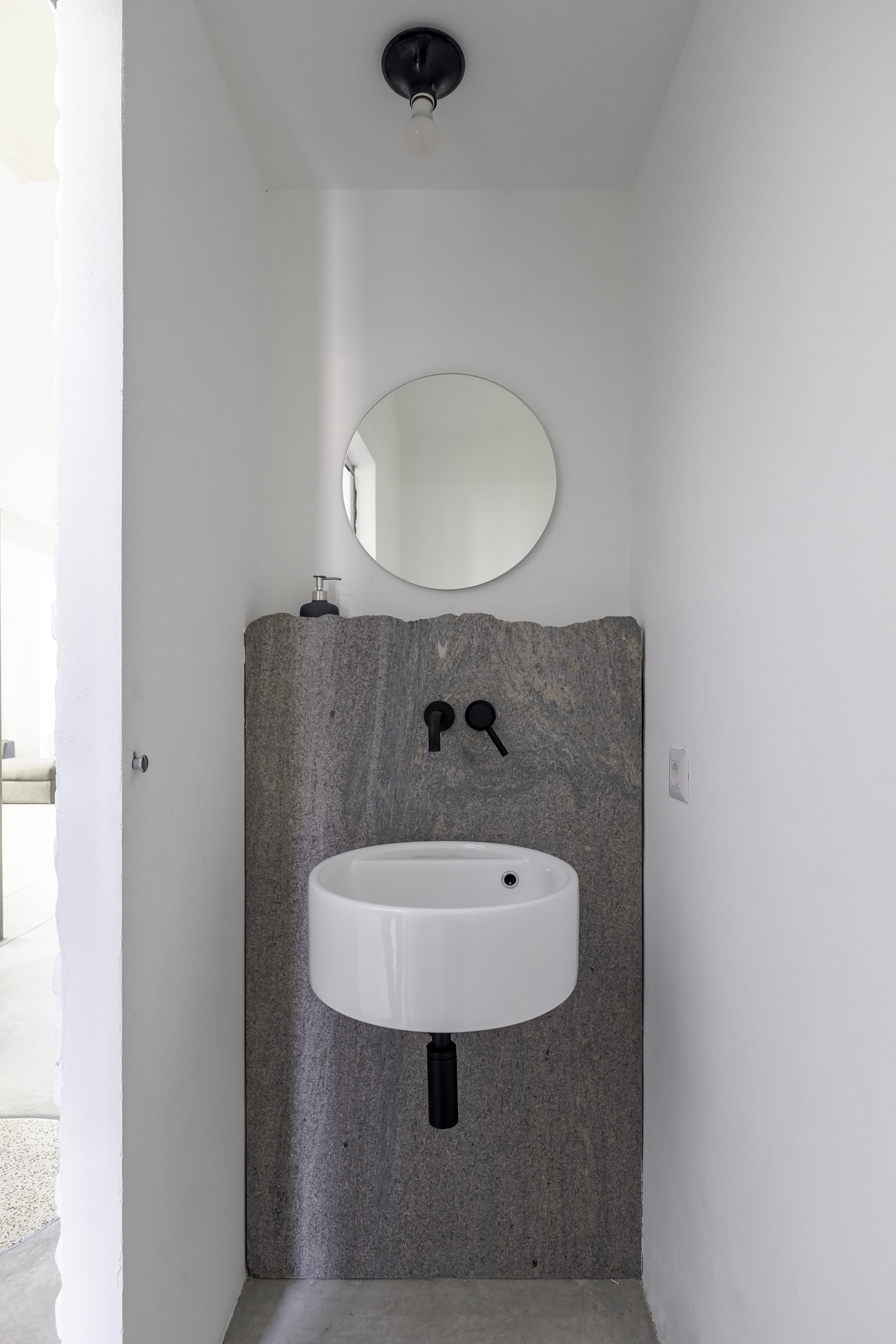 Gallery of CM House / O A S I Architects - 5