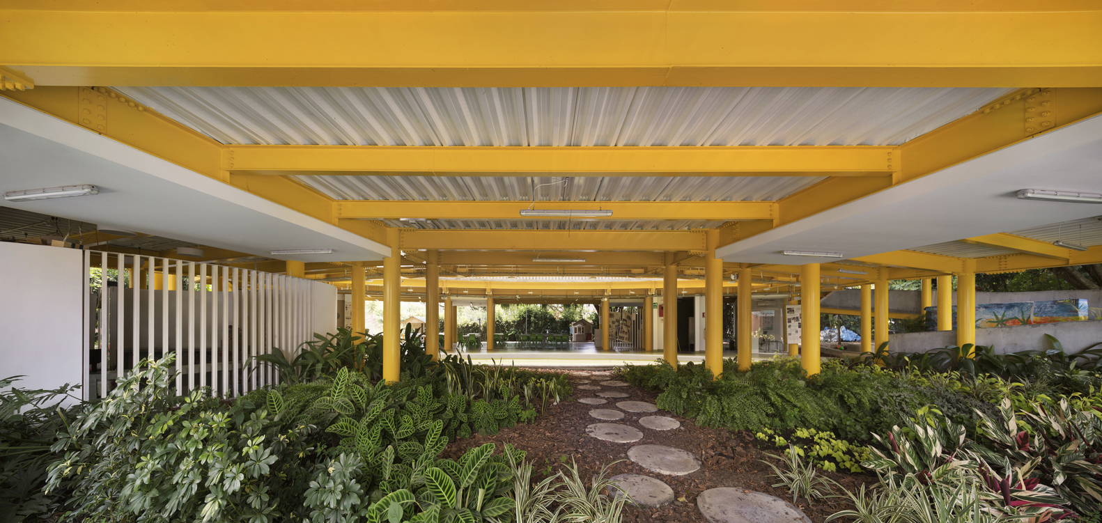 Galería de Jardín de niños CCB / MRV Arquitectos - 3