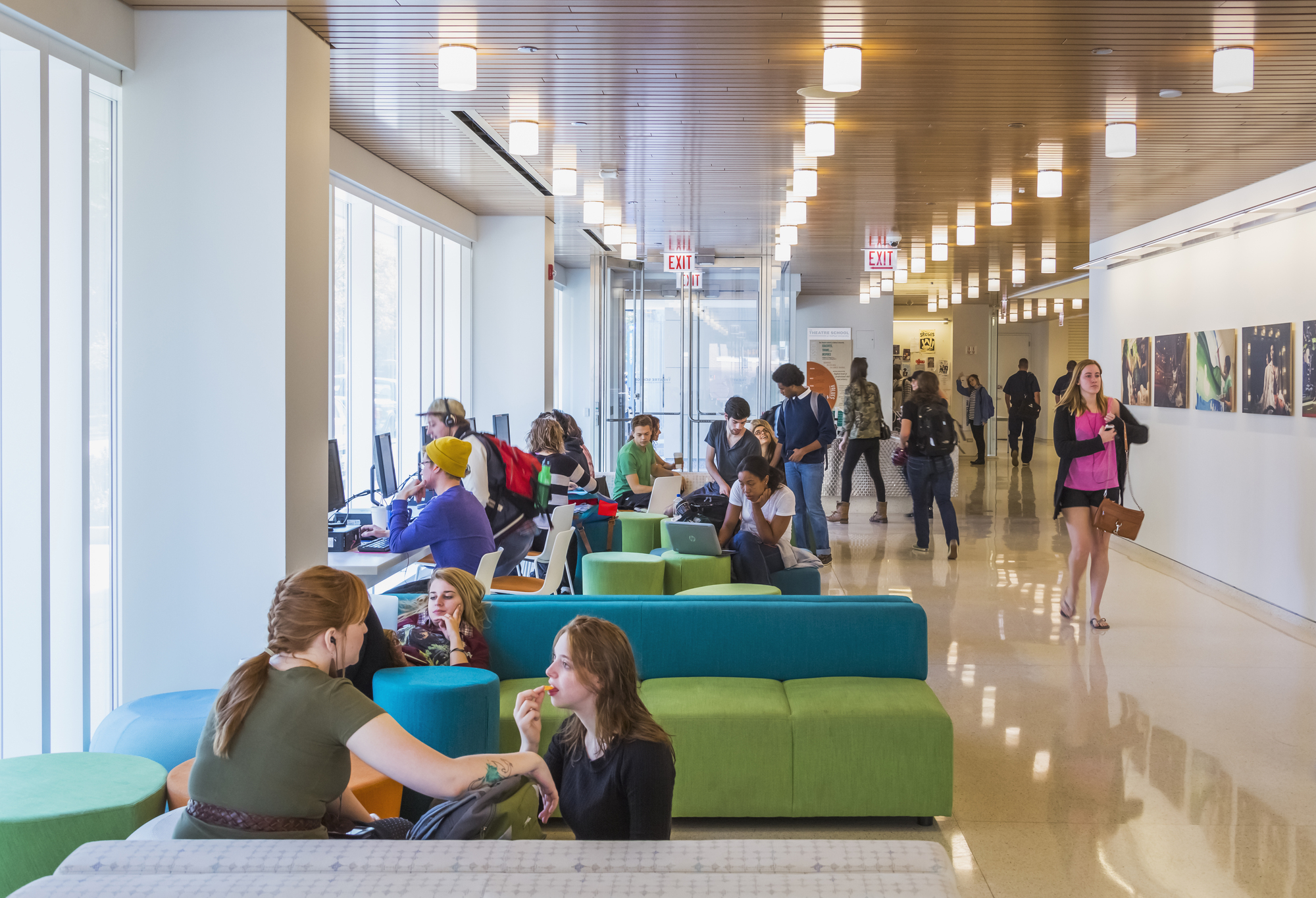 Gallery of The Theatre School, DePaul University / Pelli Clarke ...