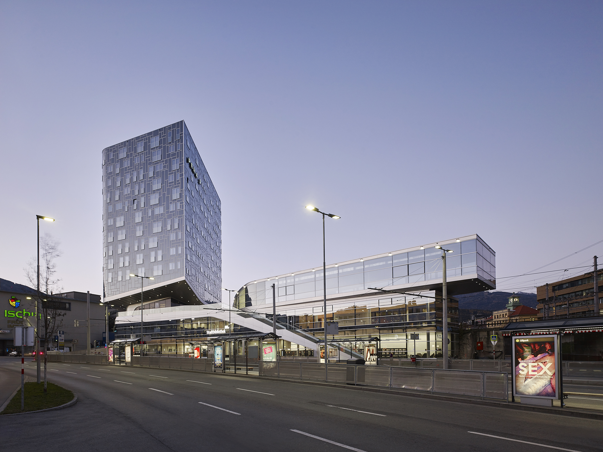 Gallery of P2 Urban Hybrid | Library / LAAC - 14