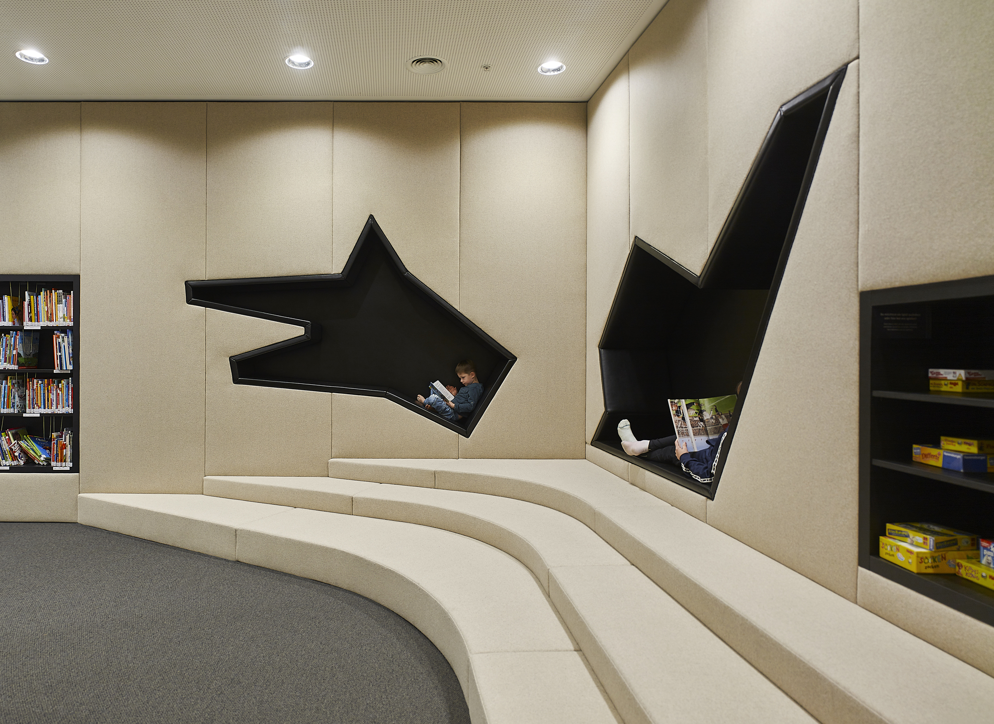 Gallery of P2 Urban Hybrid | Library / LAAC - 8