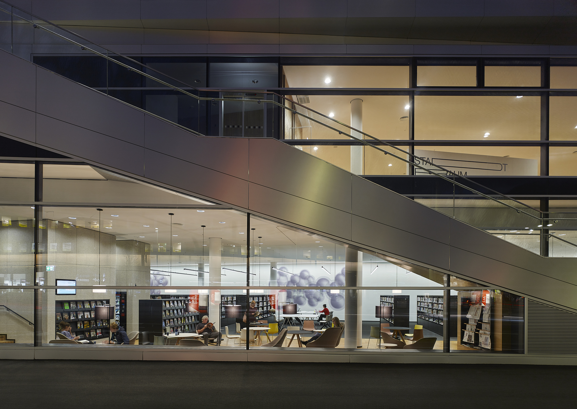 Gallery of P2 Urban Hybrid | Library / LAAC - 12