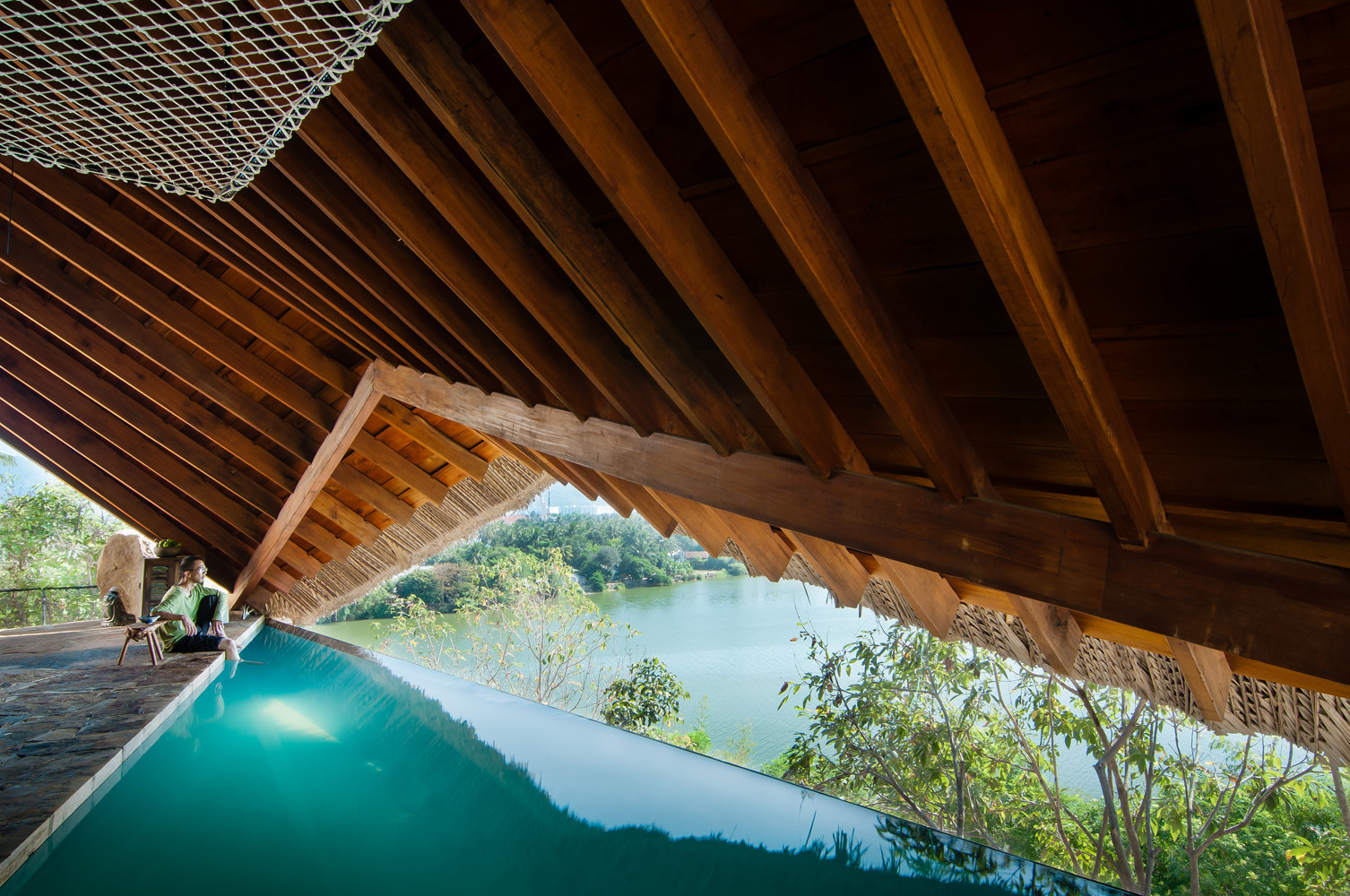 Gallery of Infinity Pools in 15 Architecture Projects - 13