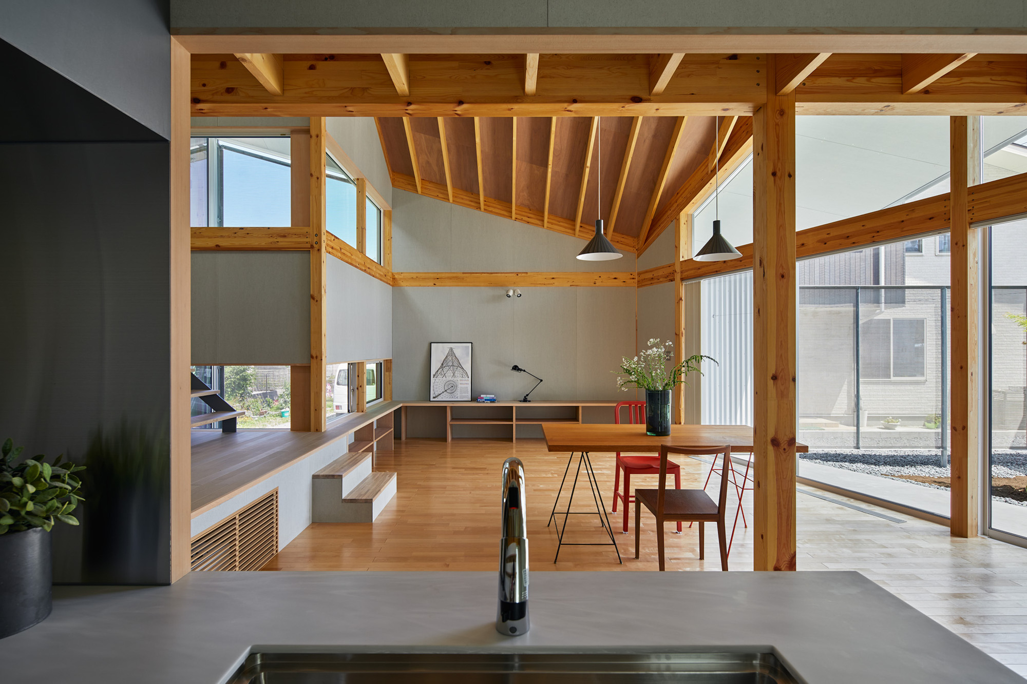 Gallery of House in Nikko / TAKiBI - 4