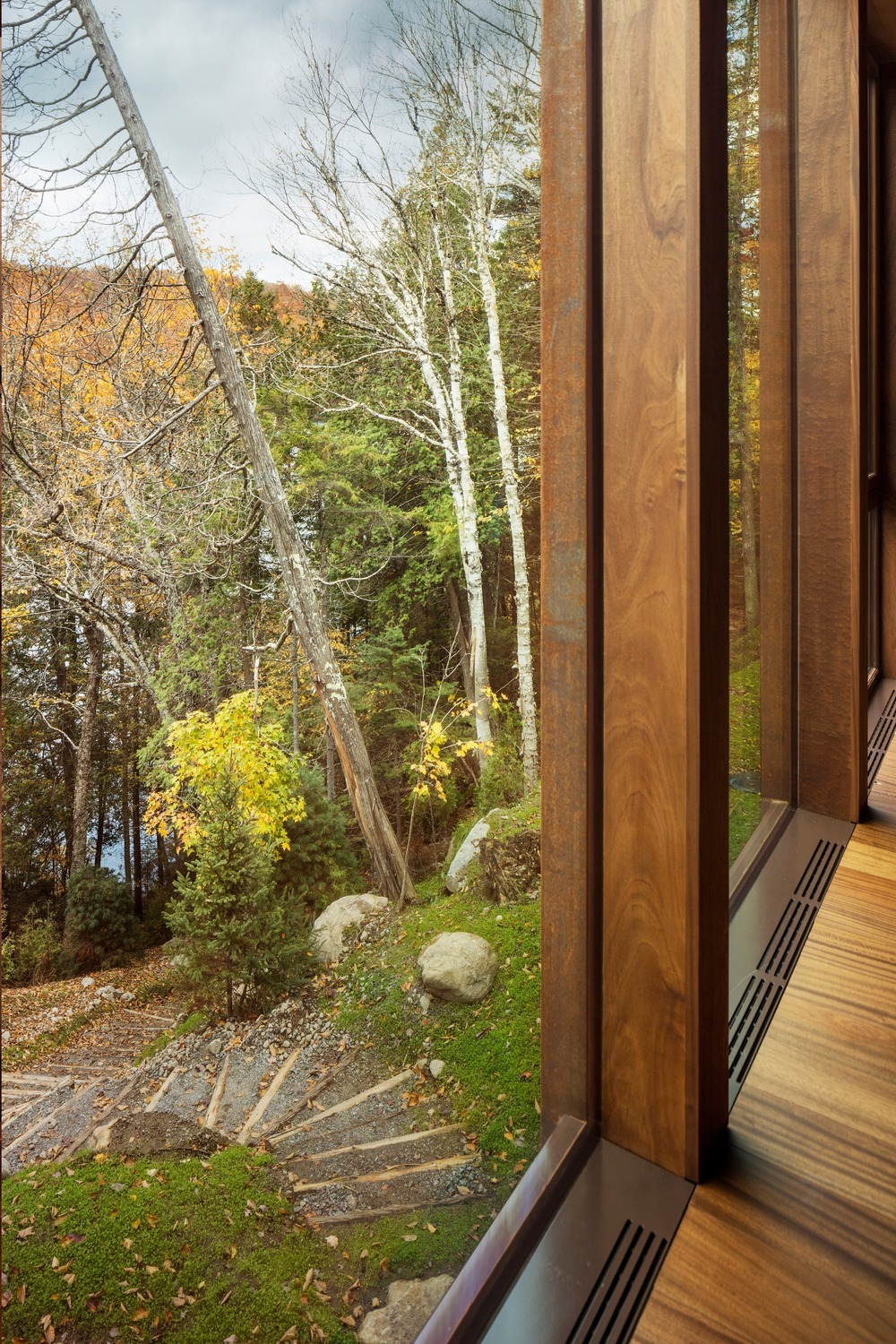 Gallery of House Dans l'Escarpement / YH2 Architecture - 18
