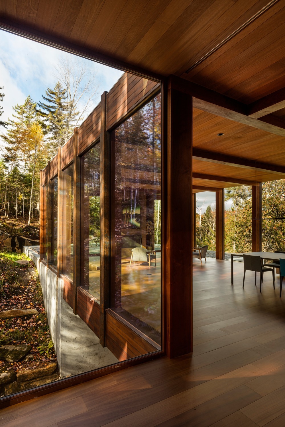 Gallery of House Dans l'Escarpement / YH2 Architecture - 3