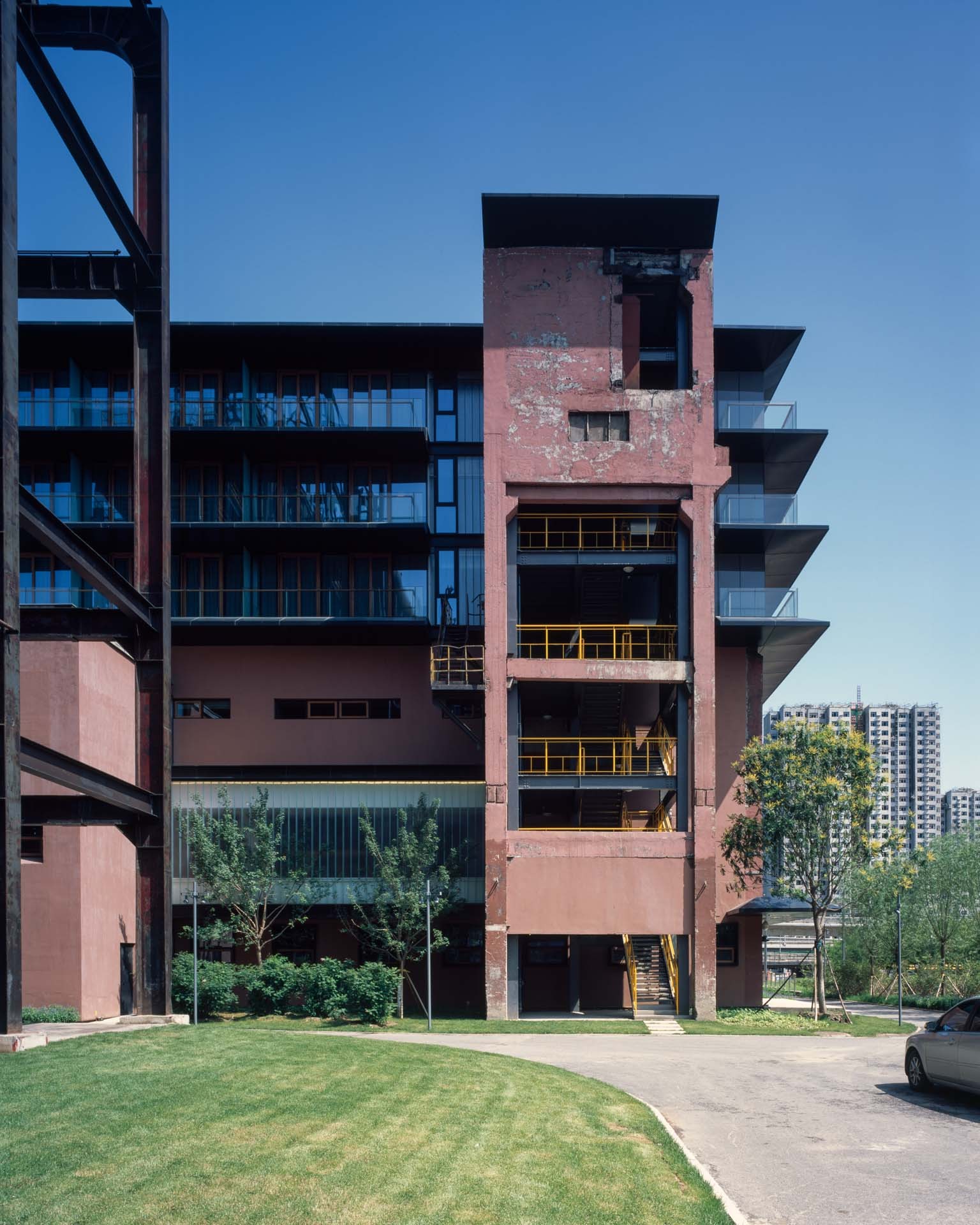 Gallery of Holiday Inn Express Beijing Shougang Silo-Pavilion / China ...