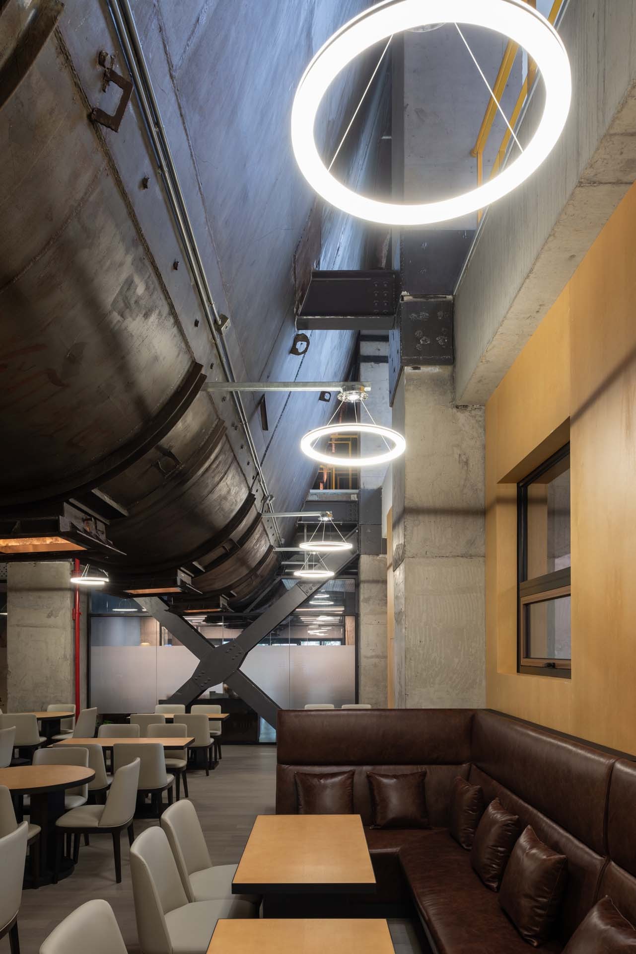 Gallery of Holiday Inn Express Beijing Shougang Silo-Pavilion / China ...