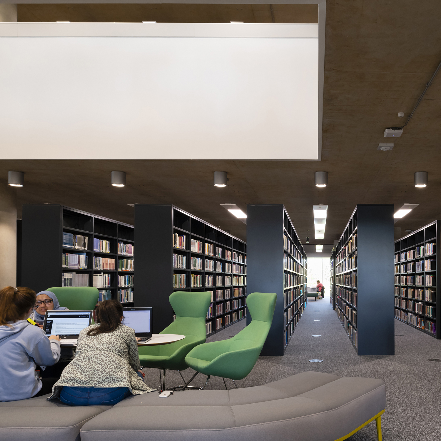 Gallery of University of Northampton Learning Hub / MCW Architects - 3