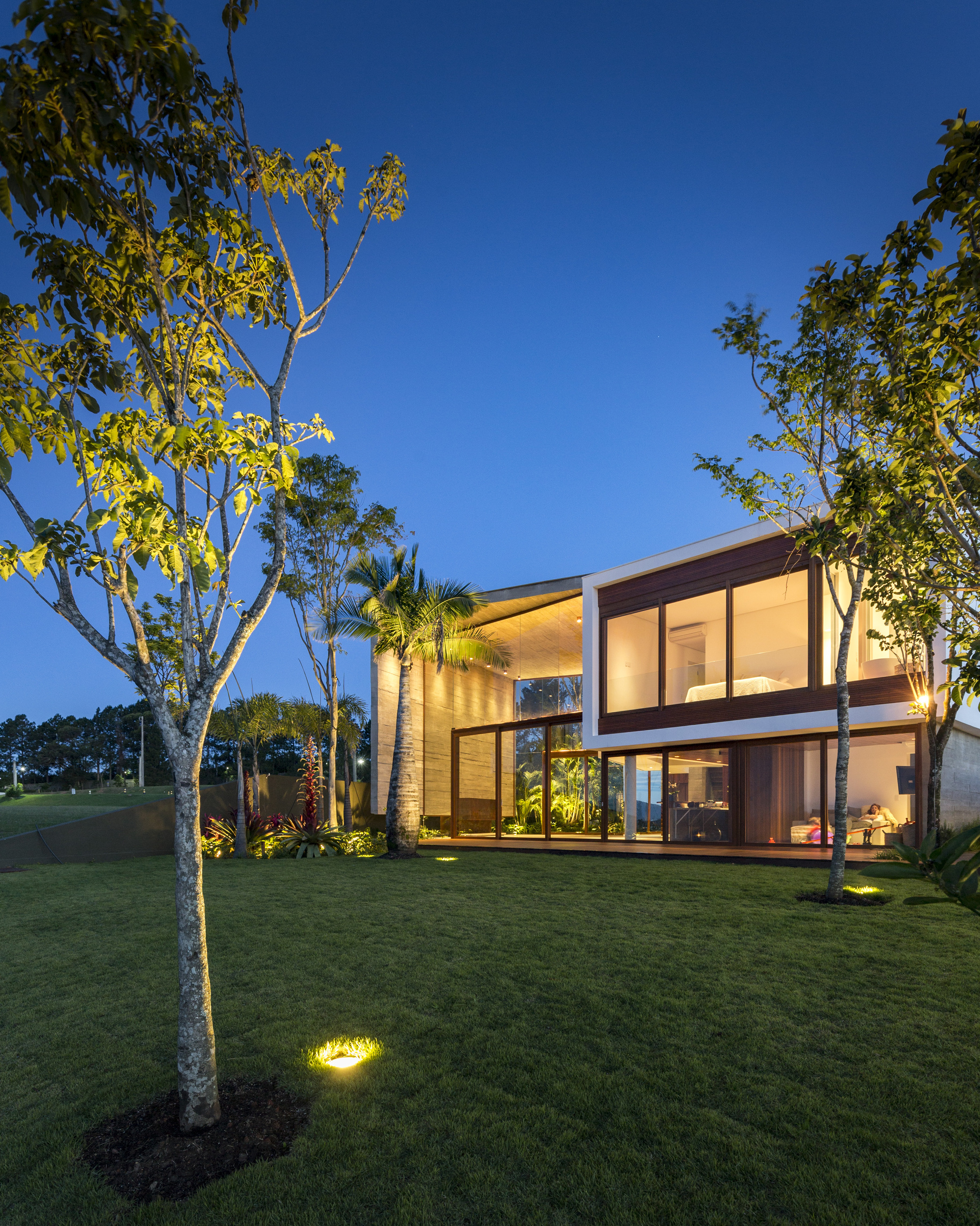 Gallery of Angular House / Stemmer Rodrigues Arquitetura - 28