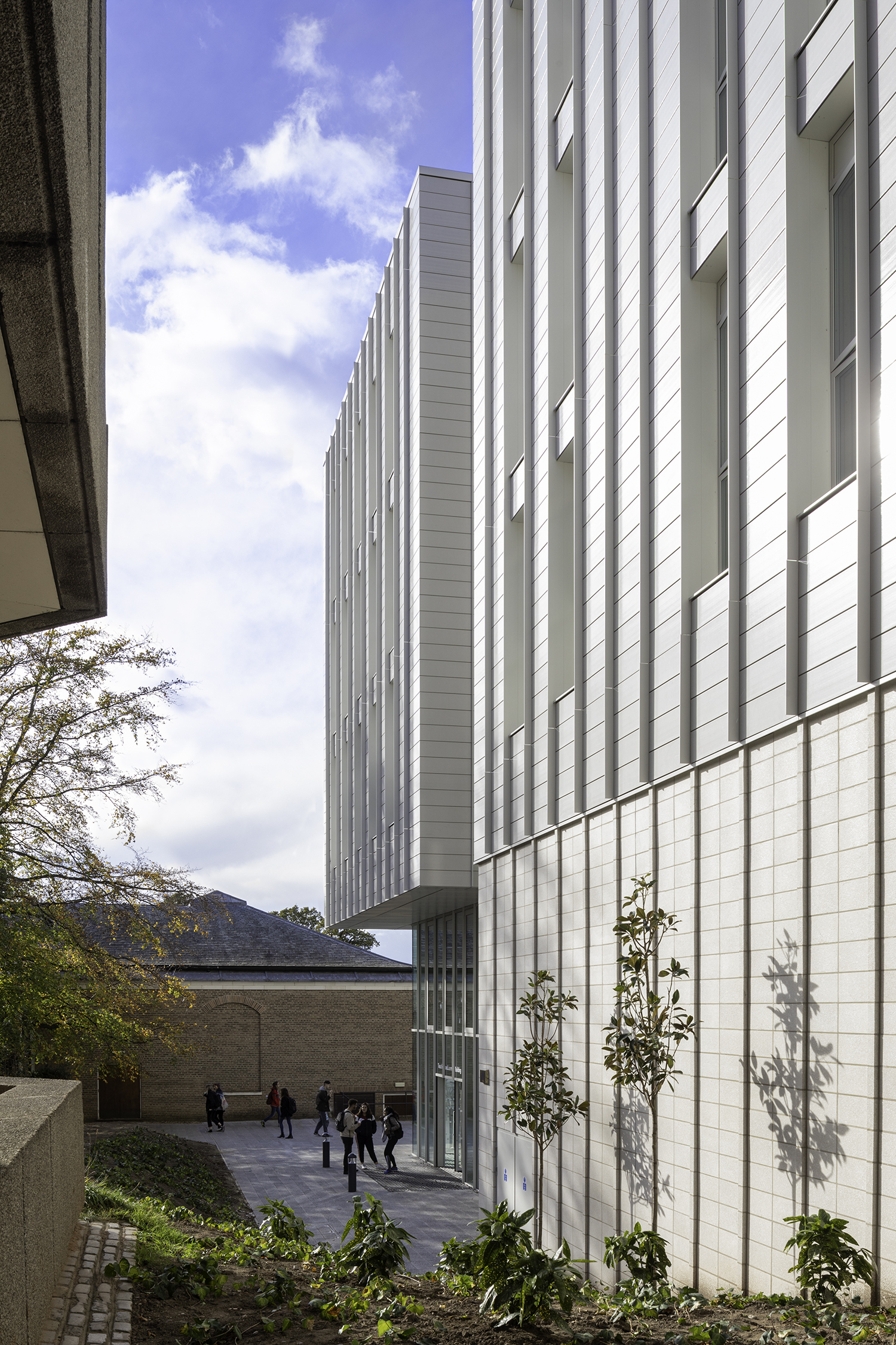 Gallery of Teaching and Learning Building / Make Architects - 13