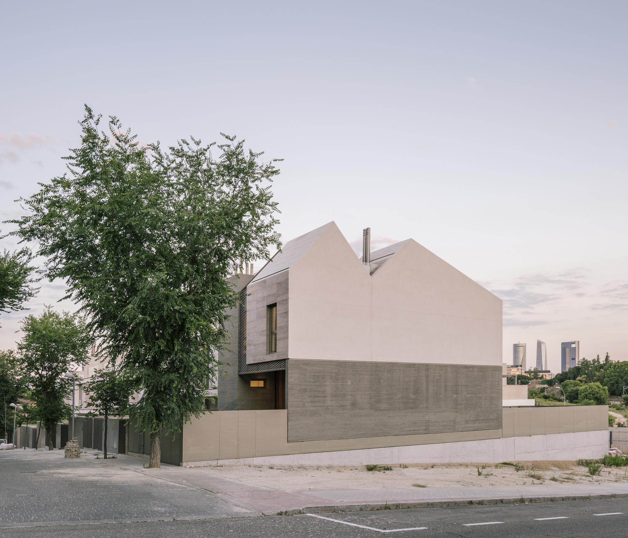 Gallery of Sierra House / Steyn Studio - 6