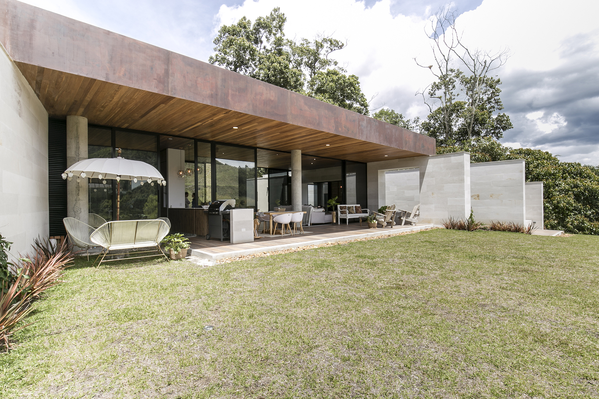 Galería de Casa Entremuros / Bassico Arquitectos - 16