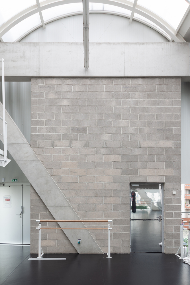 Gallery of Paris Sports Center Photographed Through the Lens of ...