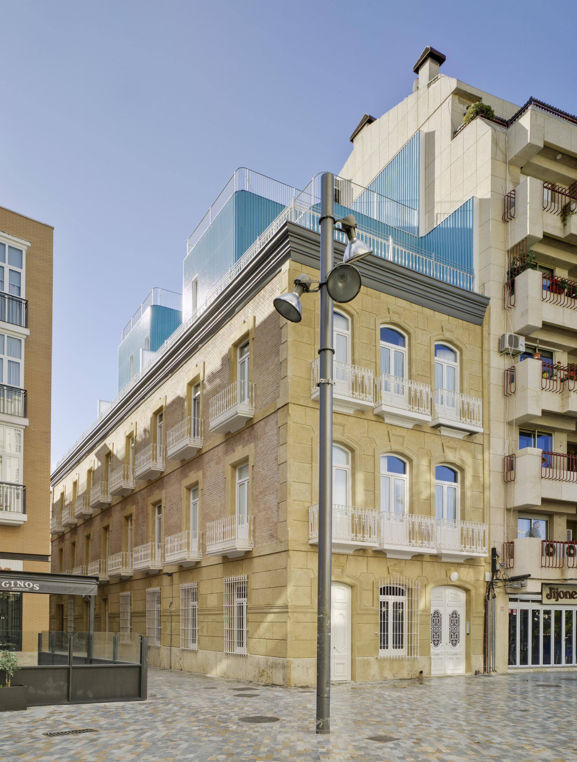 Gallery of Tivoli Building / Martin Lejarraga Oficina de Arquitectura - 12