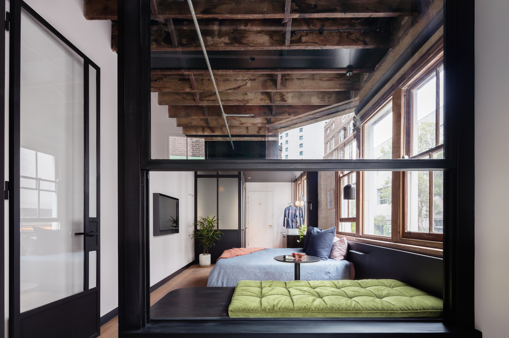 Gallery of Paramount House Hotel / Breathe Architecture - 5