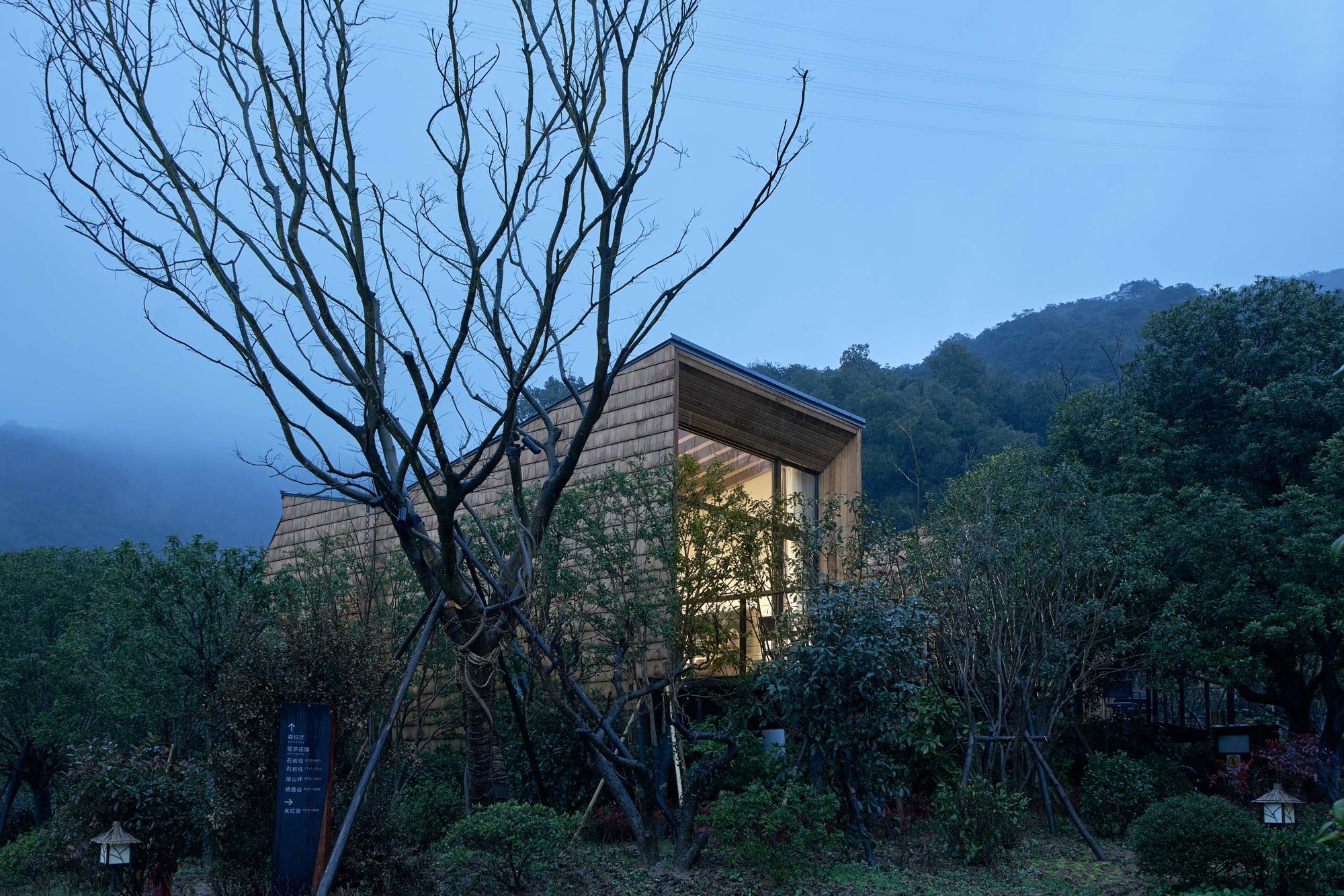Gallery of Hangzhou Senbo Resort 'Park-Star Cube' / The Design ...
