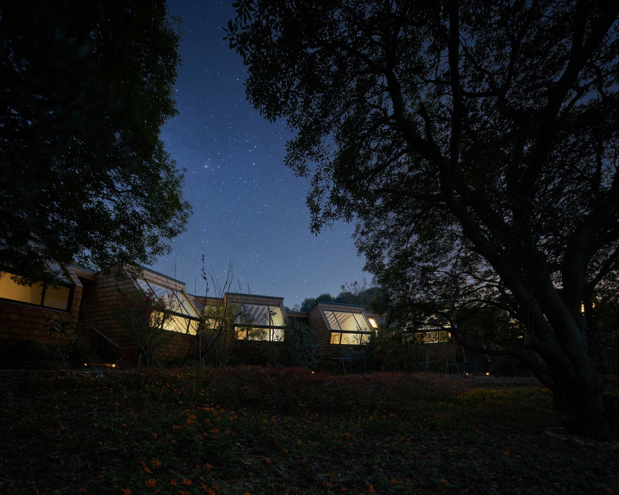 Gallery of Hangzhou Senbo Resort 'Park-Star Cube' / The Design ...