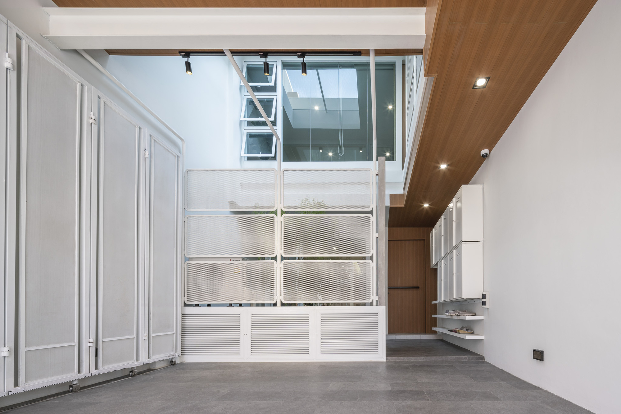 Gallery of IN-SIGHT House / TOUCH Architect - 15
