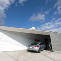 Drive Through House / CAPD | ArchDaily