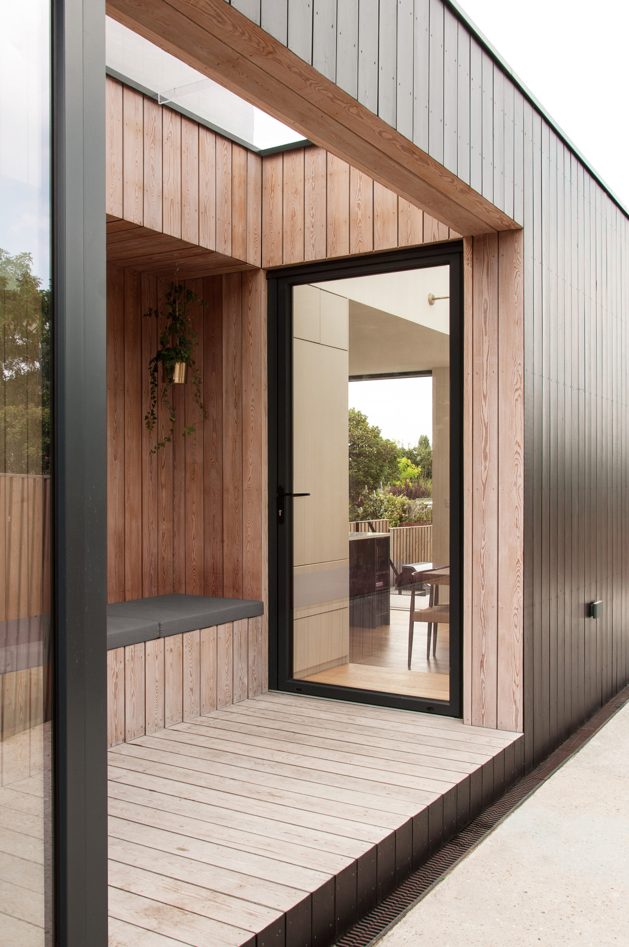 Gallery of Charcoal House / Yellow Cloud Studio - 5